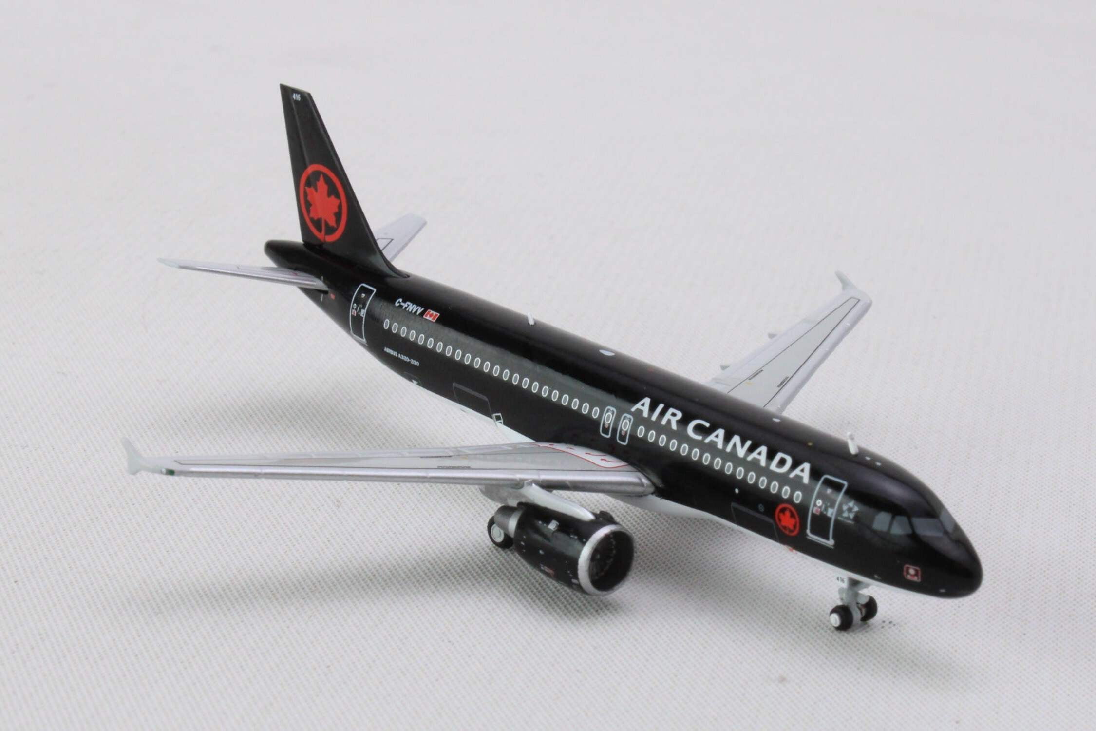 Airbus A320 Commercial Aircraft "Air Canada" (C-FNVV) Black 1/400 ...
