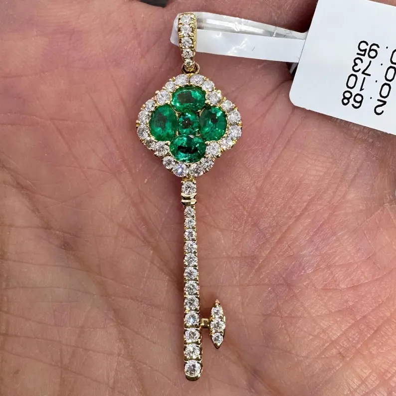 Aishvi Jewels 2Ct Oval Cut Simulated Green Emerald Key Shape Pendant ...