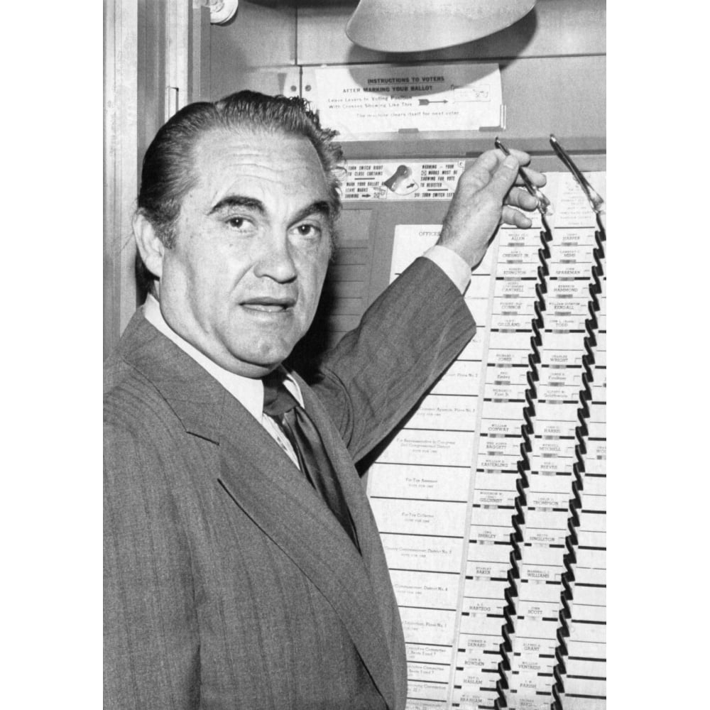 Alabama Governor George Wallace Traveled To His Hometown Of Clayton To ...