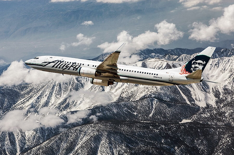 Alaska Airlines Boeing 737 In Flight - 20x30 Inch Laminated Aviation ...