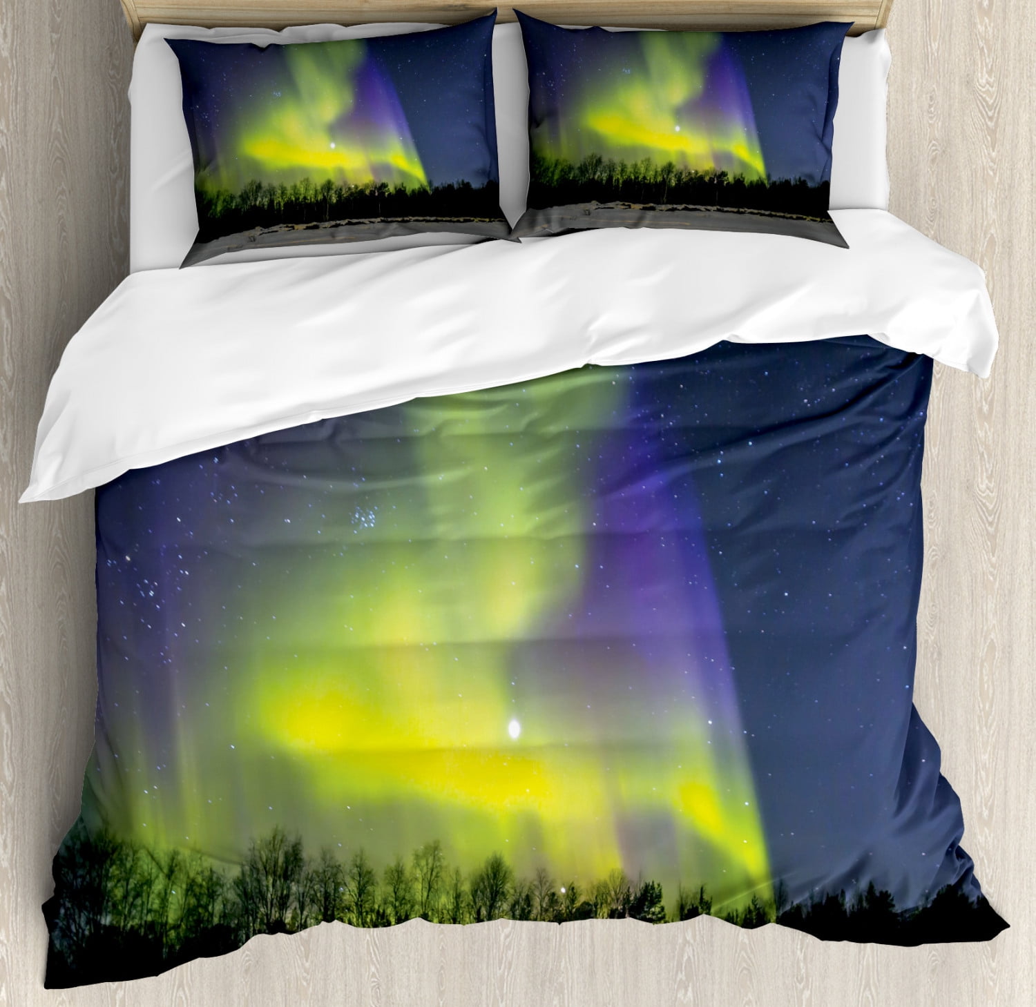 Alaska King Size Duvet Cover Set, Aurora Borealis over the Snow Covered ...