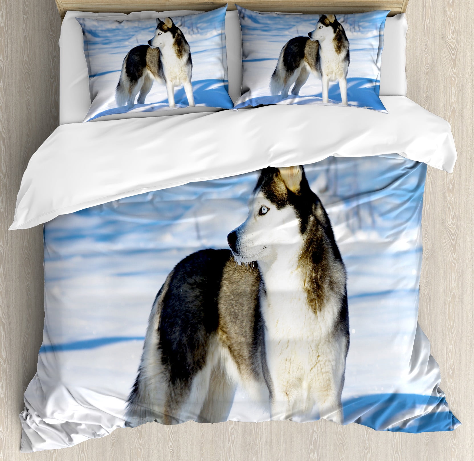 Alaskan Malamute Duvet Cover Set, Chukchi Husky Breed Dog on Snow ...
