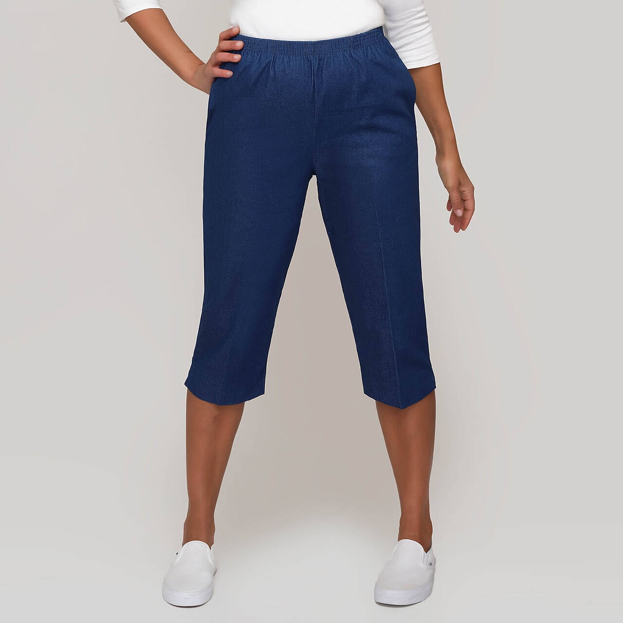 Alfred Dunner Womens Petite Relaxed Fit Denim Capri, Stretchy Straight ...