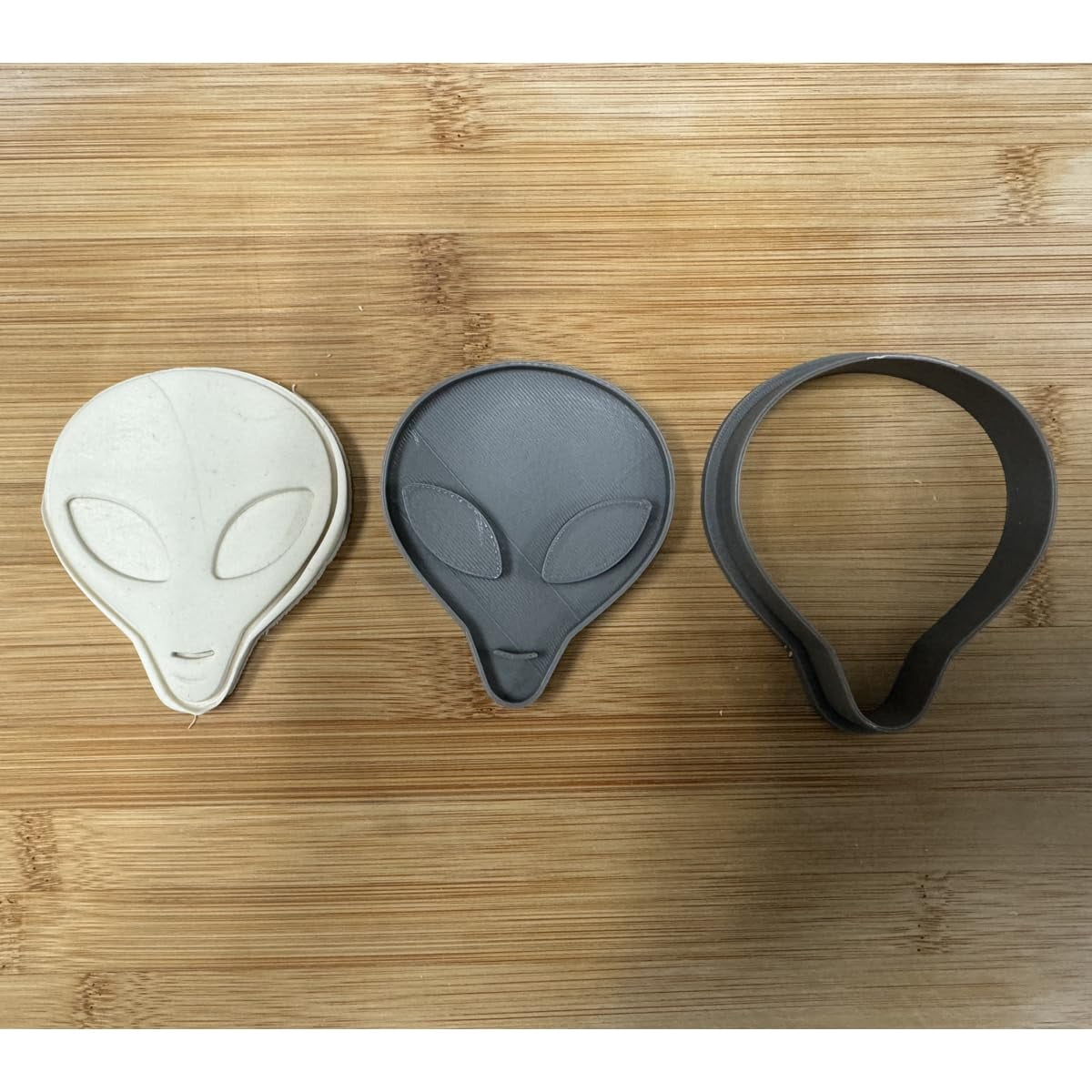 Alien Cookie Cutter & Stamp Set, ET002 (3x2.5") Made in USA by Mighty ...