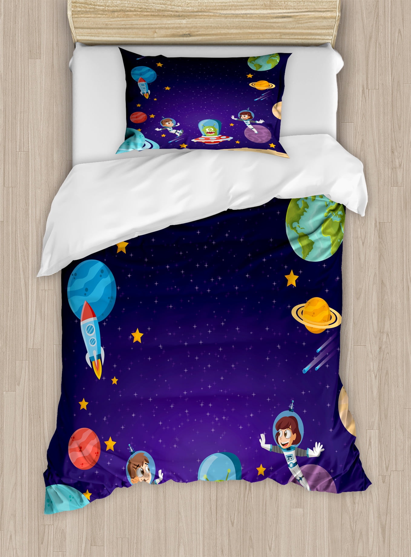 Alien Duvet Cover Set, Outer Space Themed Cartoon Astronaut Traveling ...