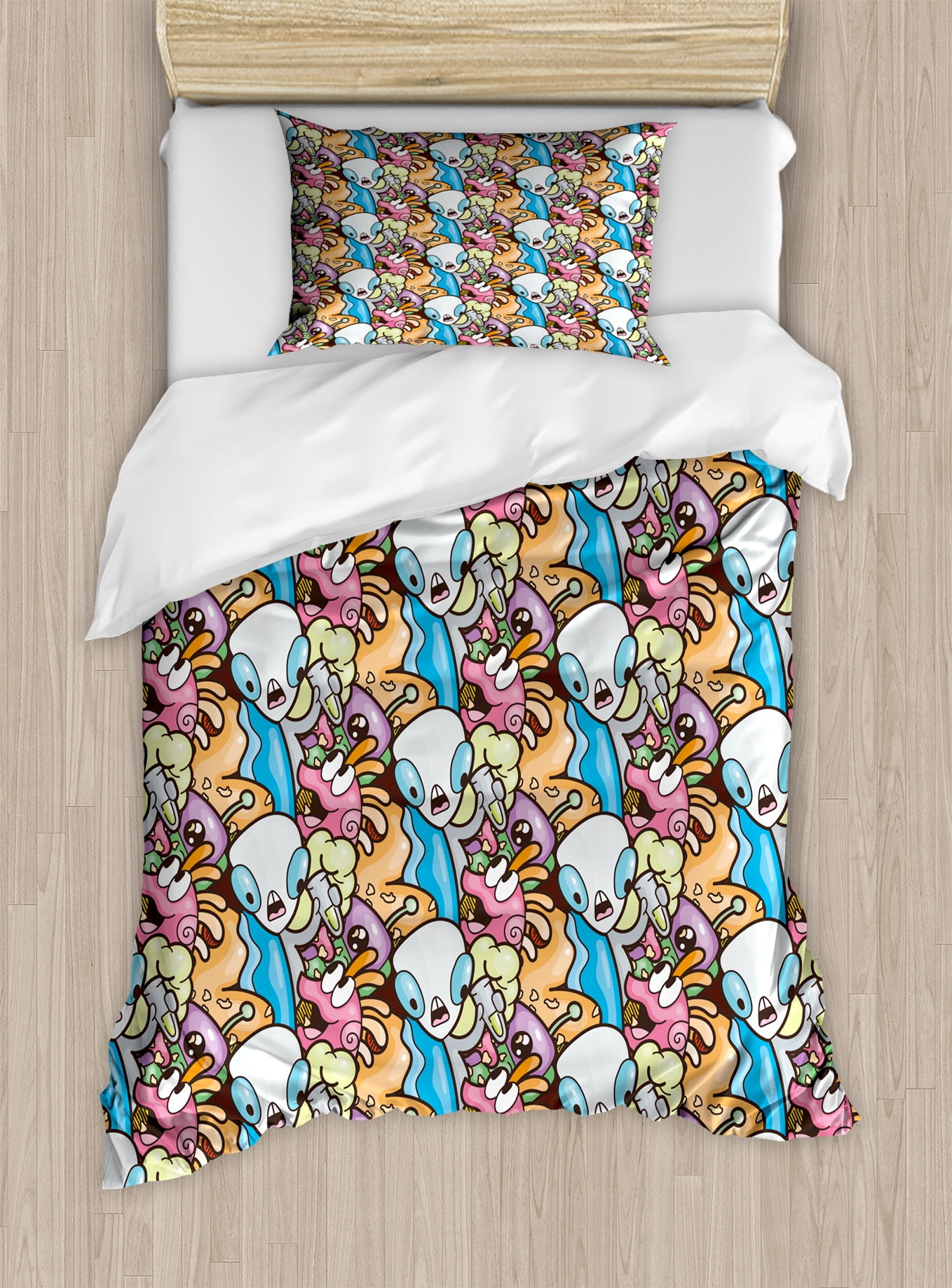 Alien Duvet Cover Set, Repetitive Funny Layout of Humorous Graphic ...