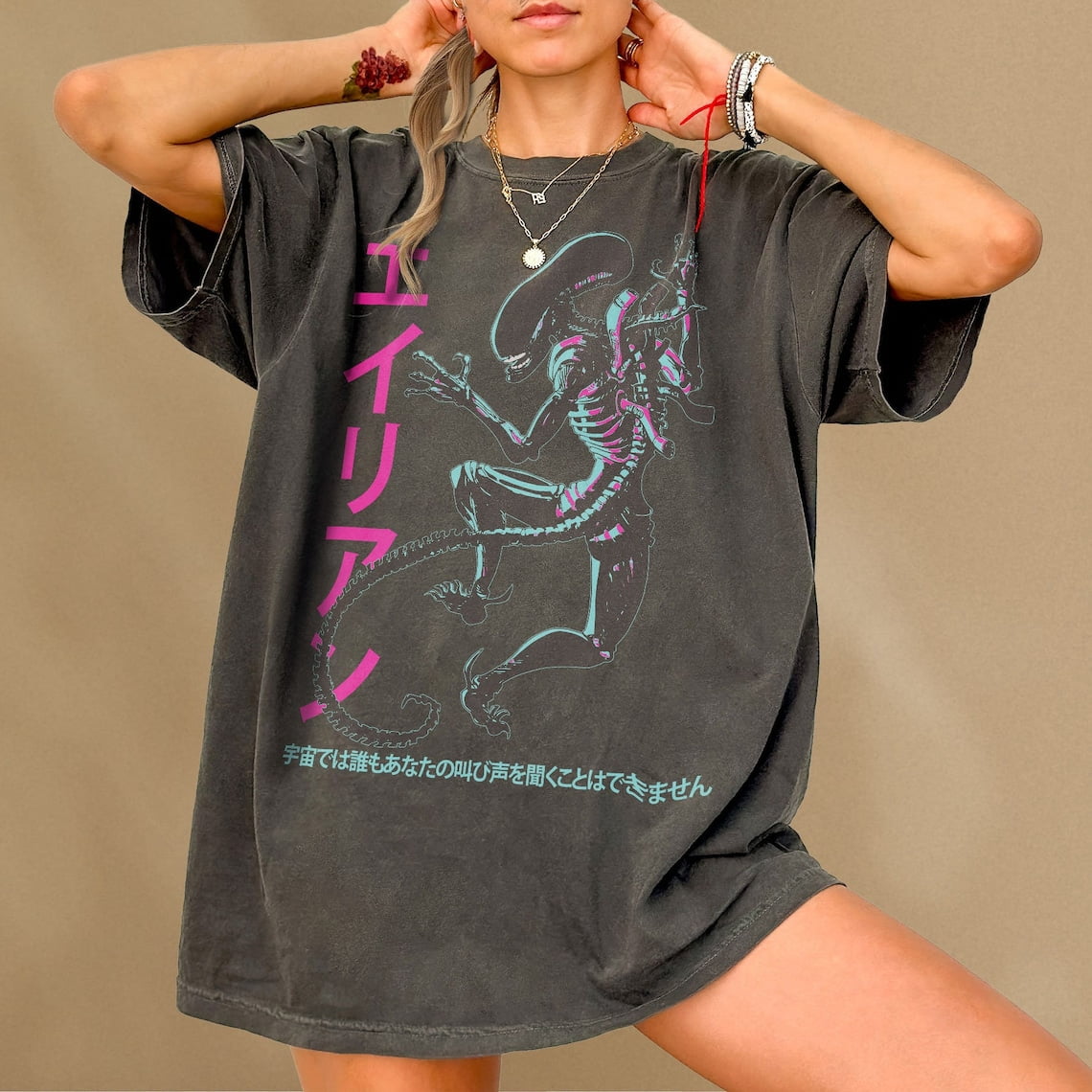 Alien Graphic T-Shirt, 70s Movie Memorabilia, Neon Xenomorph Alien ...