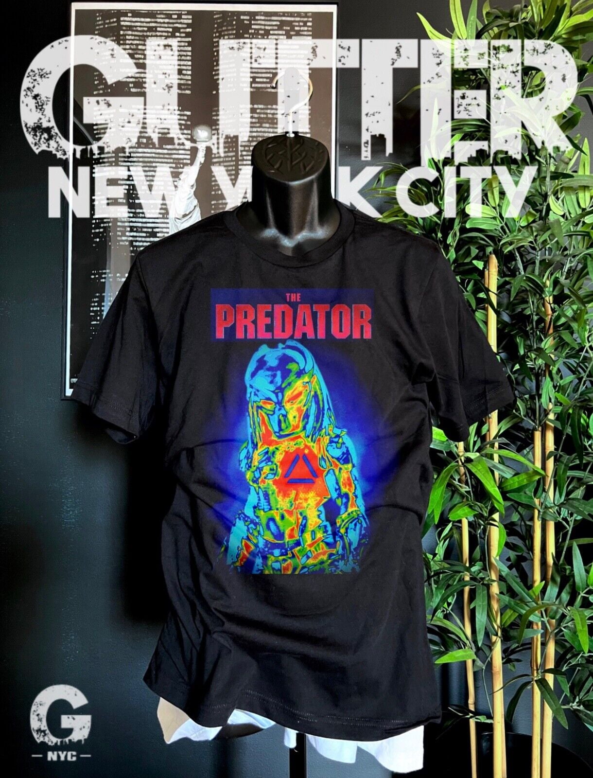 Alien Jungle Hunter Inspired Tee, Infrared Vision Graphic - Walmart.com