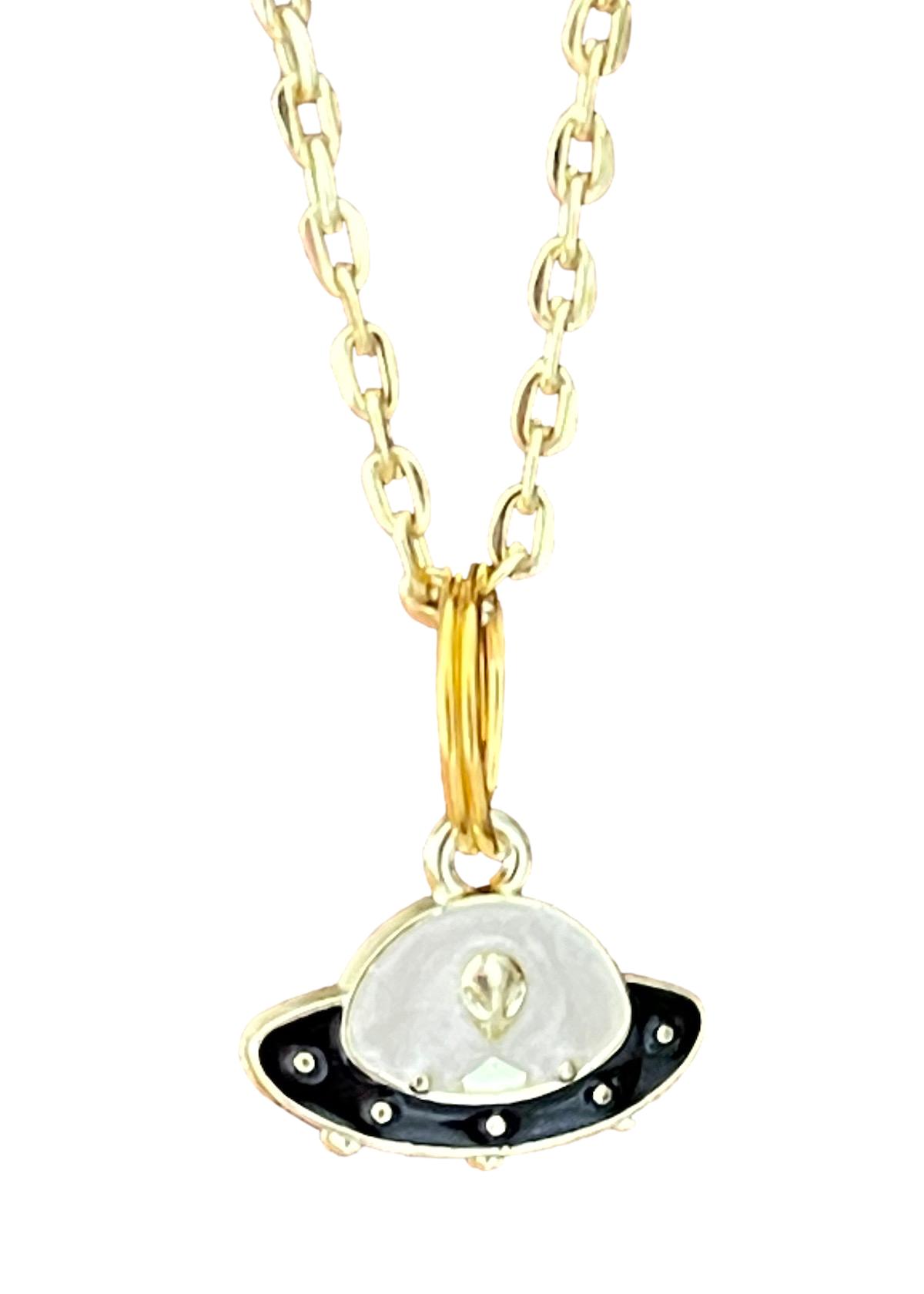 Alien Ship with Alien Head Necklace UFO Charm Pendant - Walmart.com