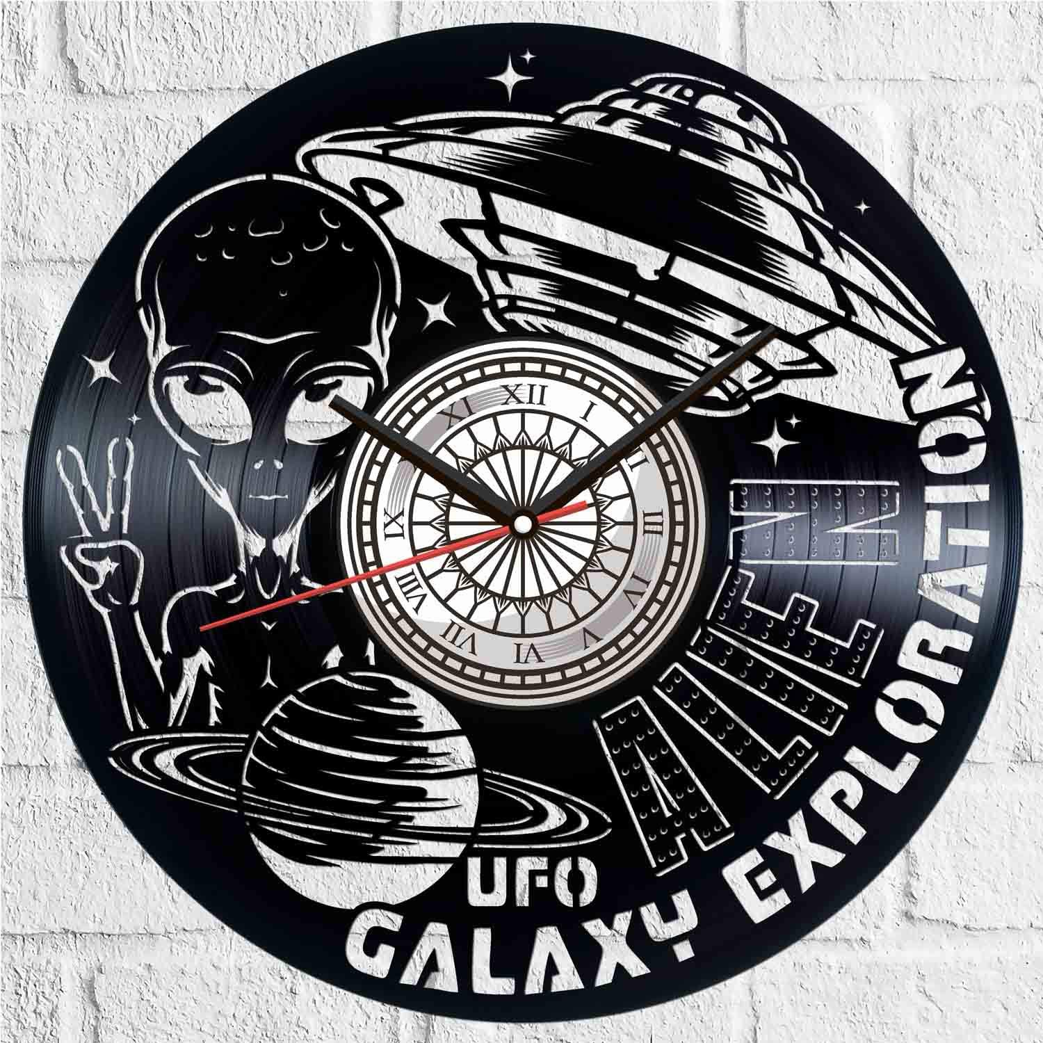 Alien Vinyl Record Wall Clock Retro style Wall clock Silent Home Decor ...