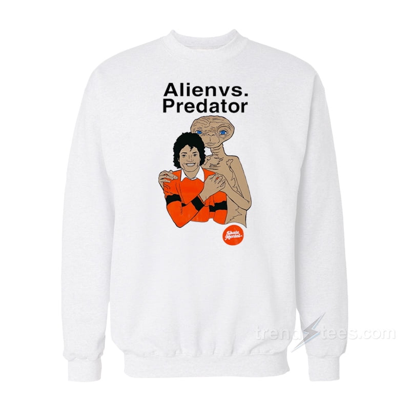 Alien vs Predator Vintage Sweatshirt – Classic Retro Design for Fans of ...
