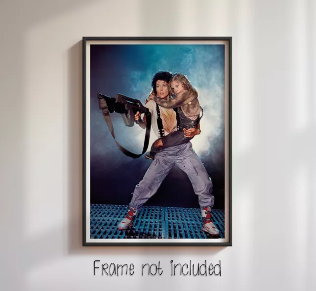 Aliens Sigourney Weaver Ripley And Newt - High Quality Poster NO FRAMED ...