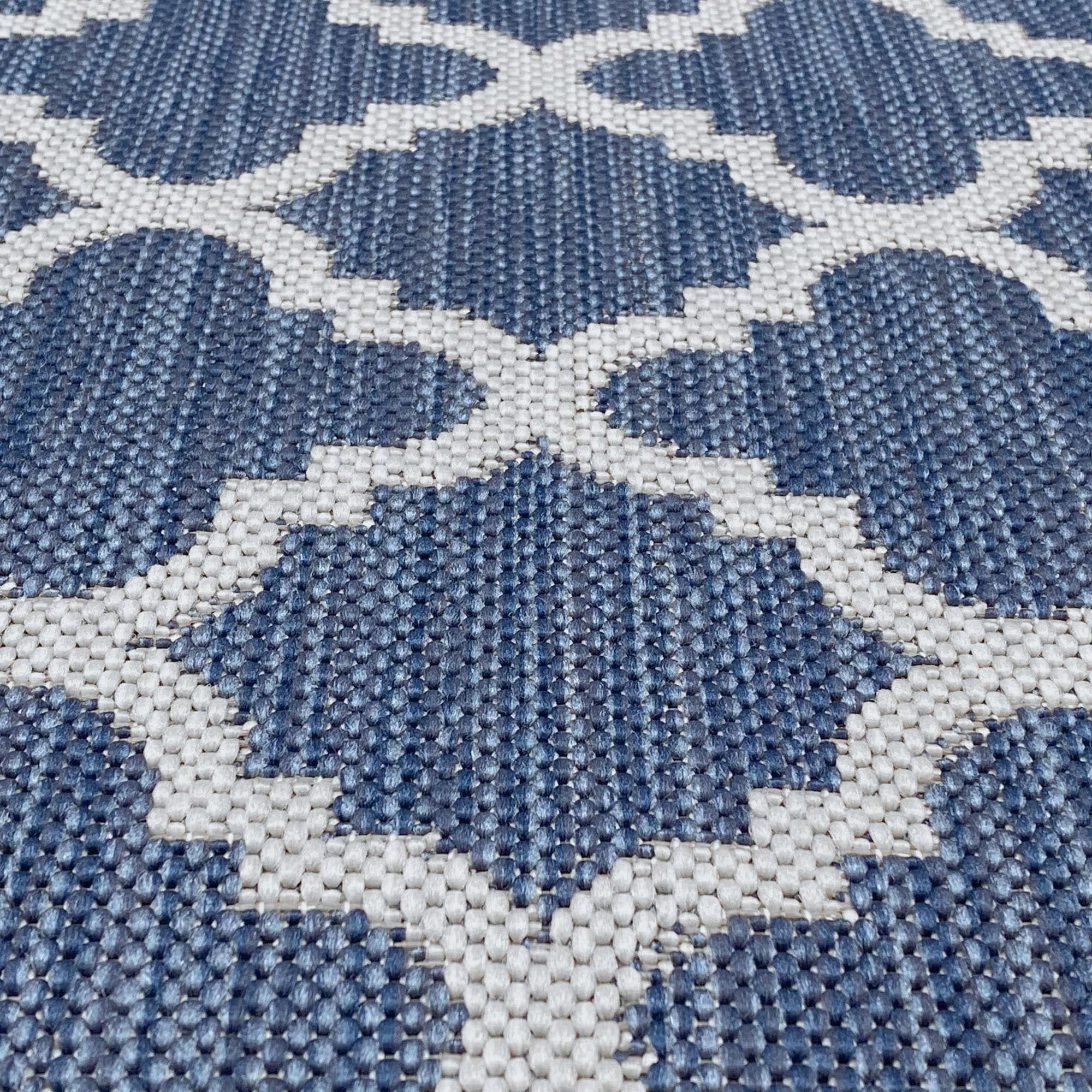 Alise Rugs Exo Coastal Geometric Indoor/Outdoor Area Rug Blue 7'10 ...