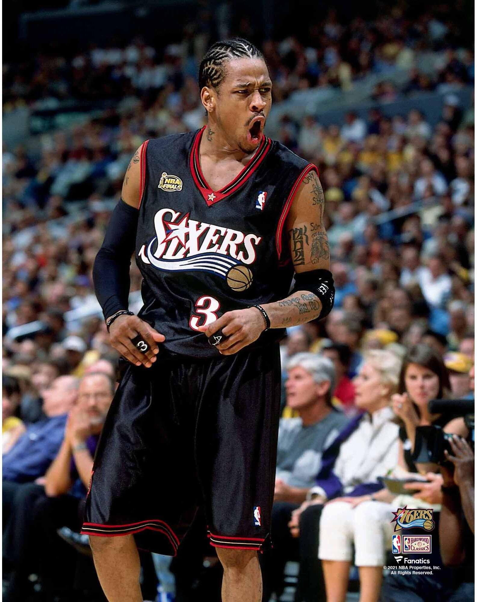 Allen Iverson Philadelphia 76ers Unsigned 2001 NBA Finals Screaming ...