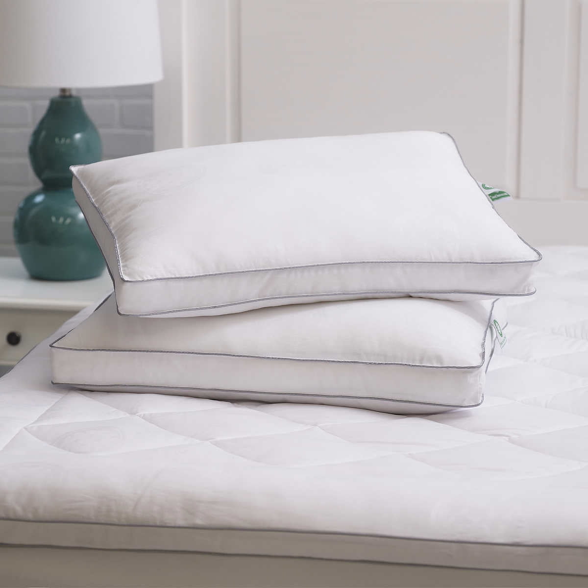 Allied Home Hypoallergenic MicronOne Anti-Allergen Pillow, Standard ...
