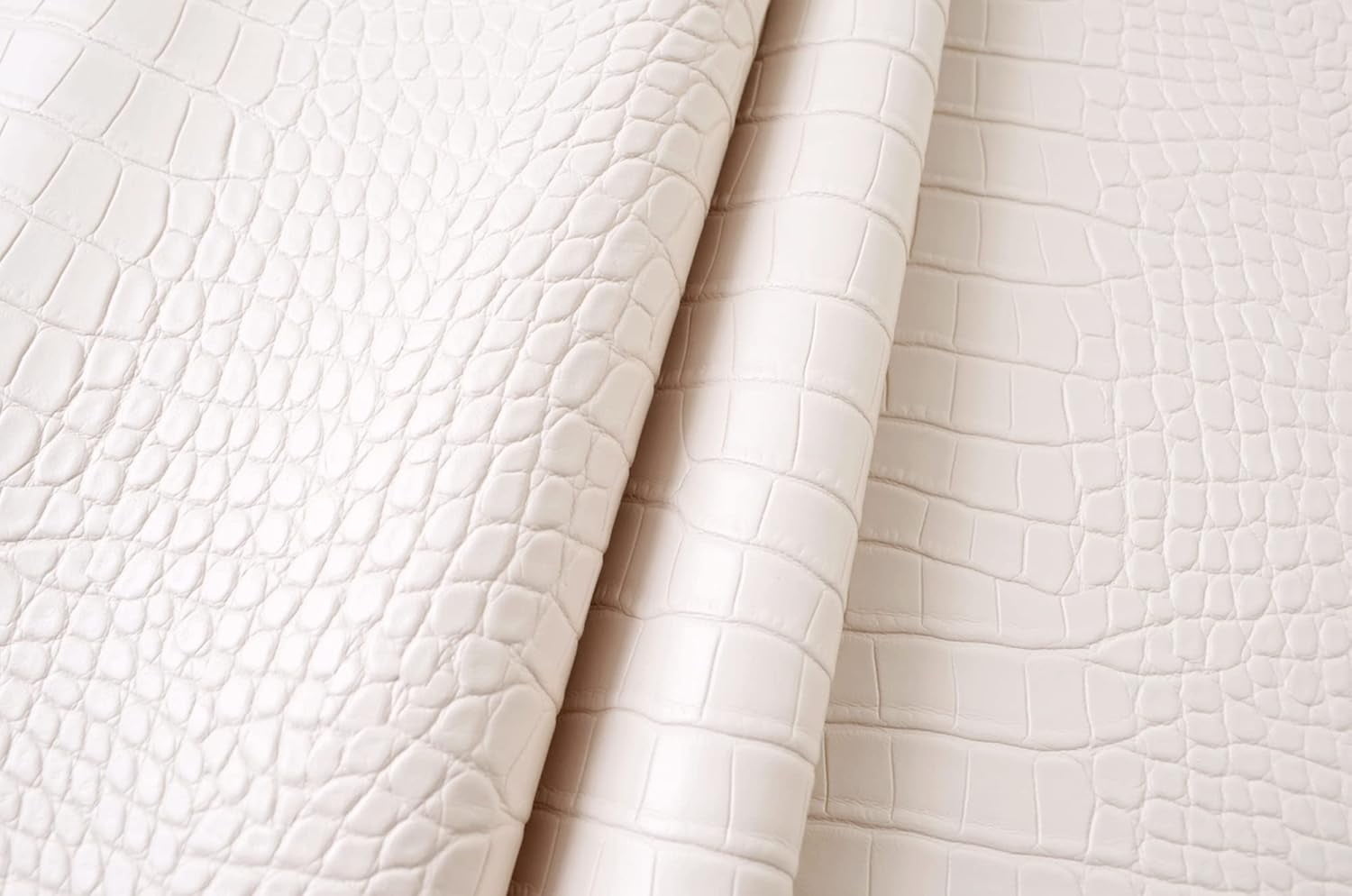 Alligator Skin PU Leather Upholstery - Crocodile Fabric By 5 Yards ...