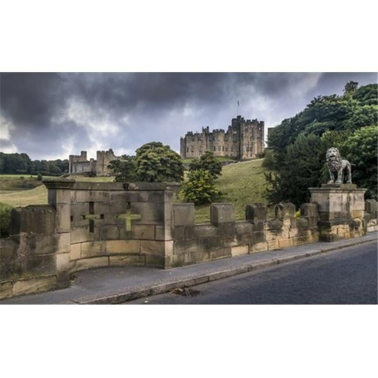Alnwick Castle with Crosses in The Stone Wall - Alnwick Northumberland ...