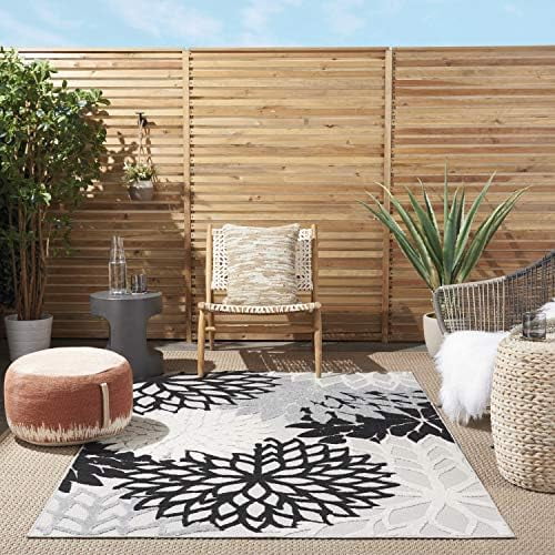 Aloha Indoor/Outdoor Black White 3'6" x 5'6" Area Rug, Tropical ...