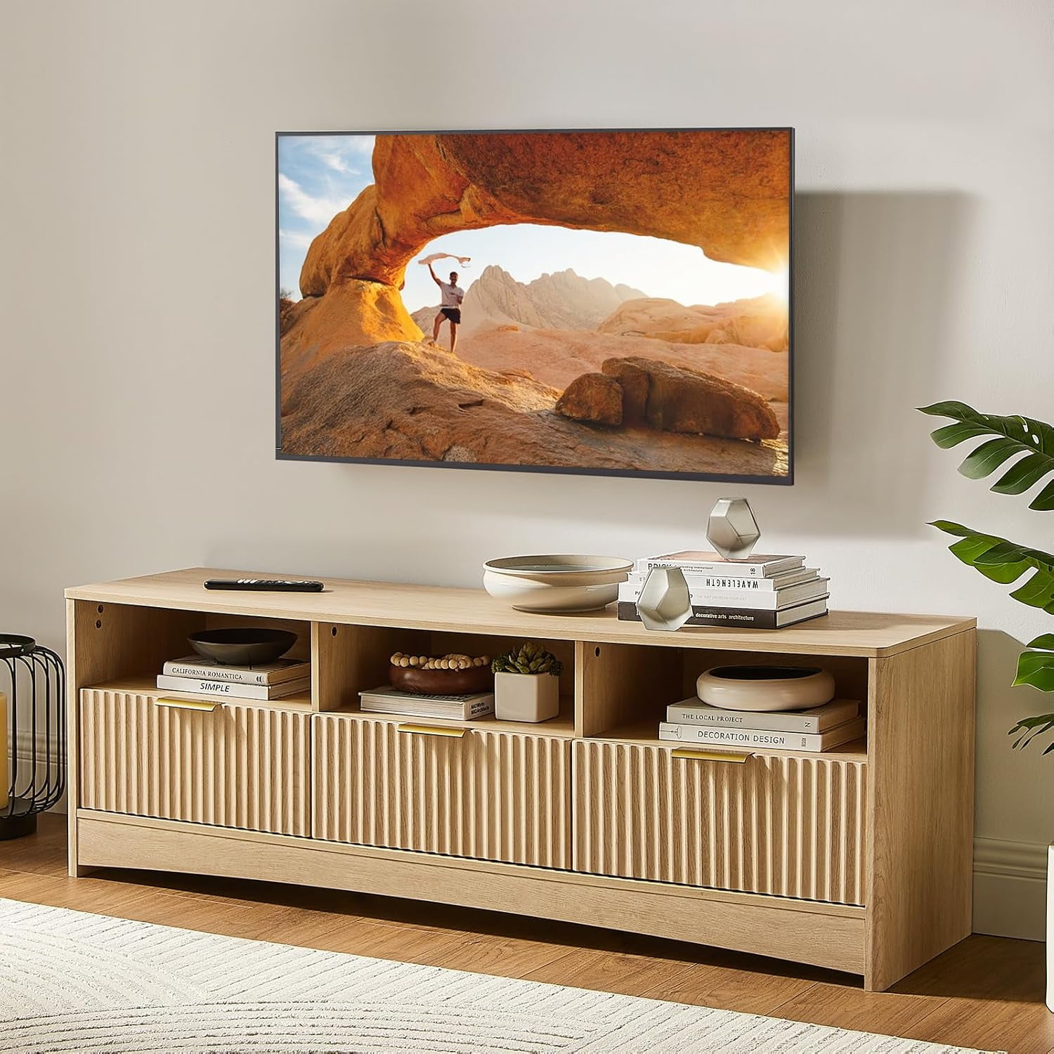 Amada TV Stand for 50-65" TV, Fluted Modern TV Stand Entertainment ...