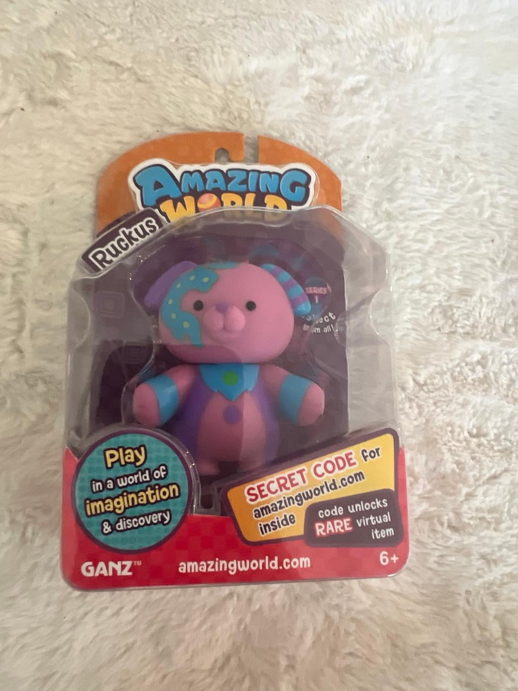 Amazing World - Figures Ruckus the Dog (From the Creators of Webkinz ...