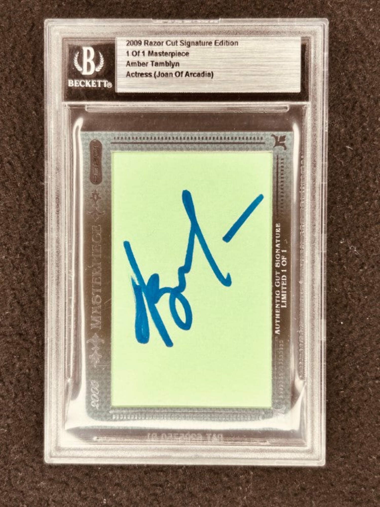 Amber Tamblyn 2009 Razor (Leaf) Masterpiece Cut Signature certified ...