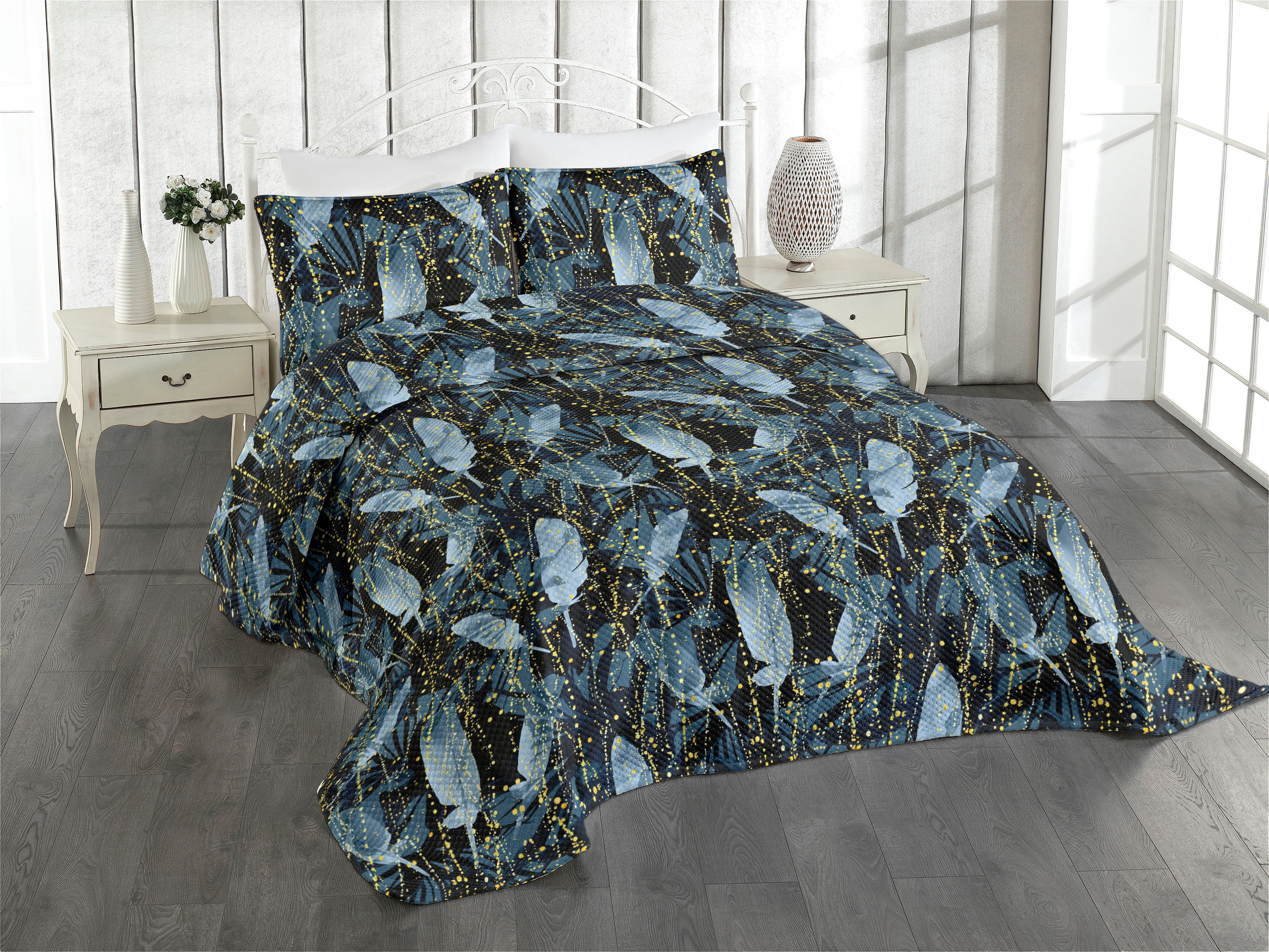Ambesonne Abstract Design Quilted Coverlet 3 Pcs, Art Grunge Feathers ...