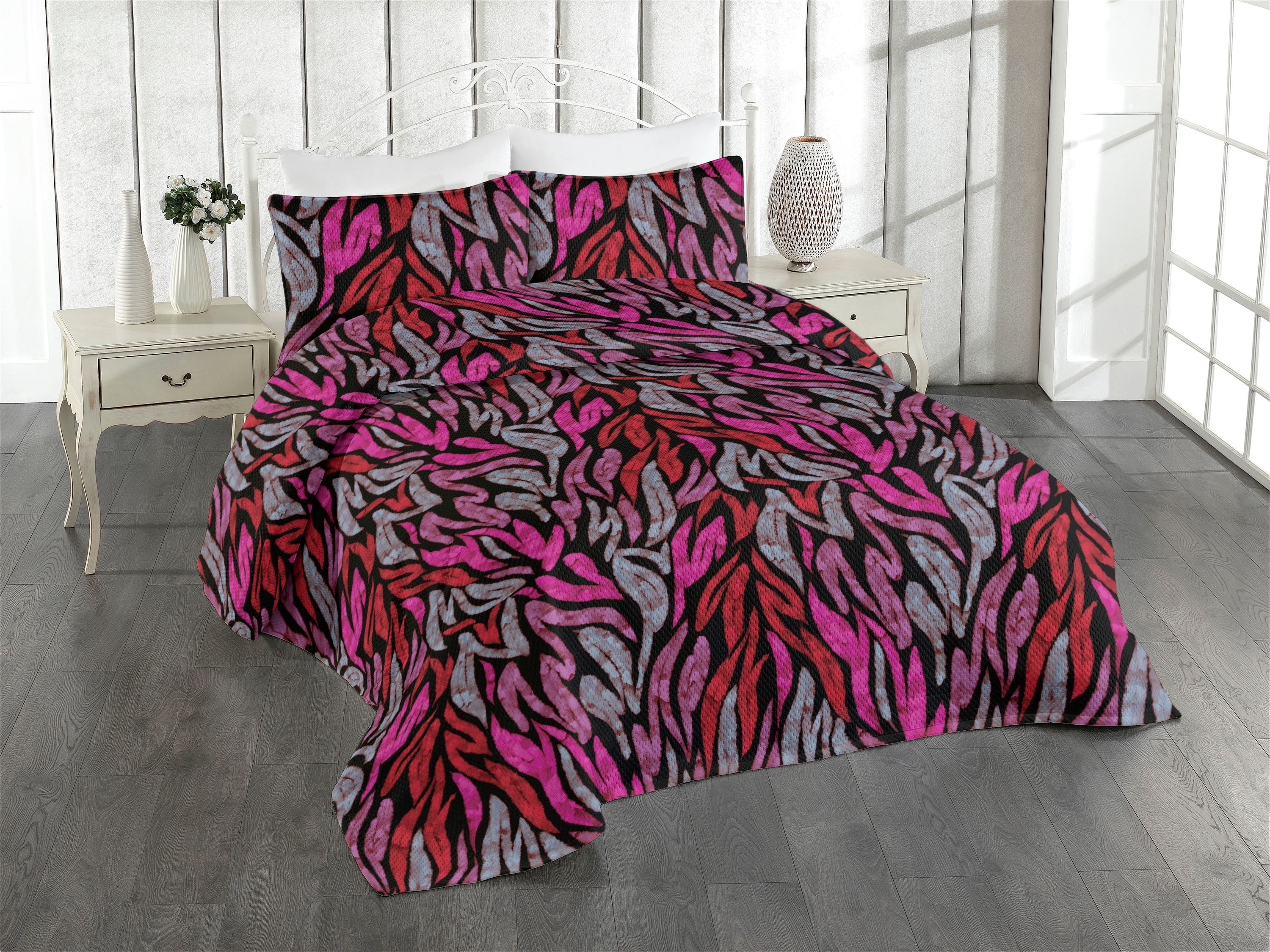 Ambesonne Abstract Modern Art Quilted Bedspread Set 3 Pcs, Grunge Leafy ...
