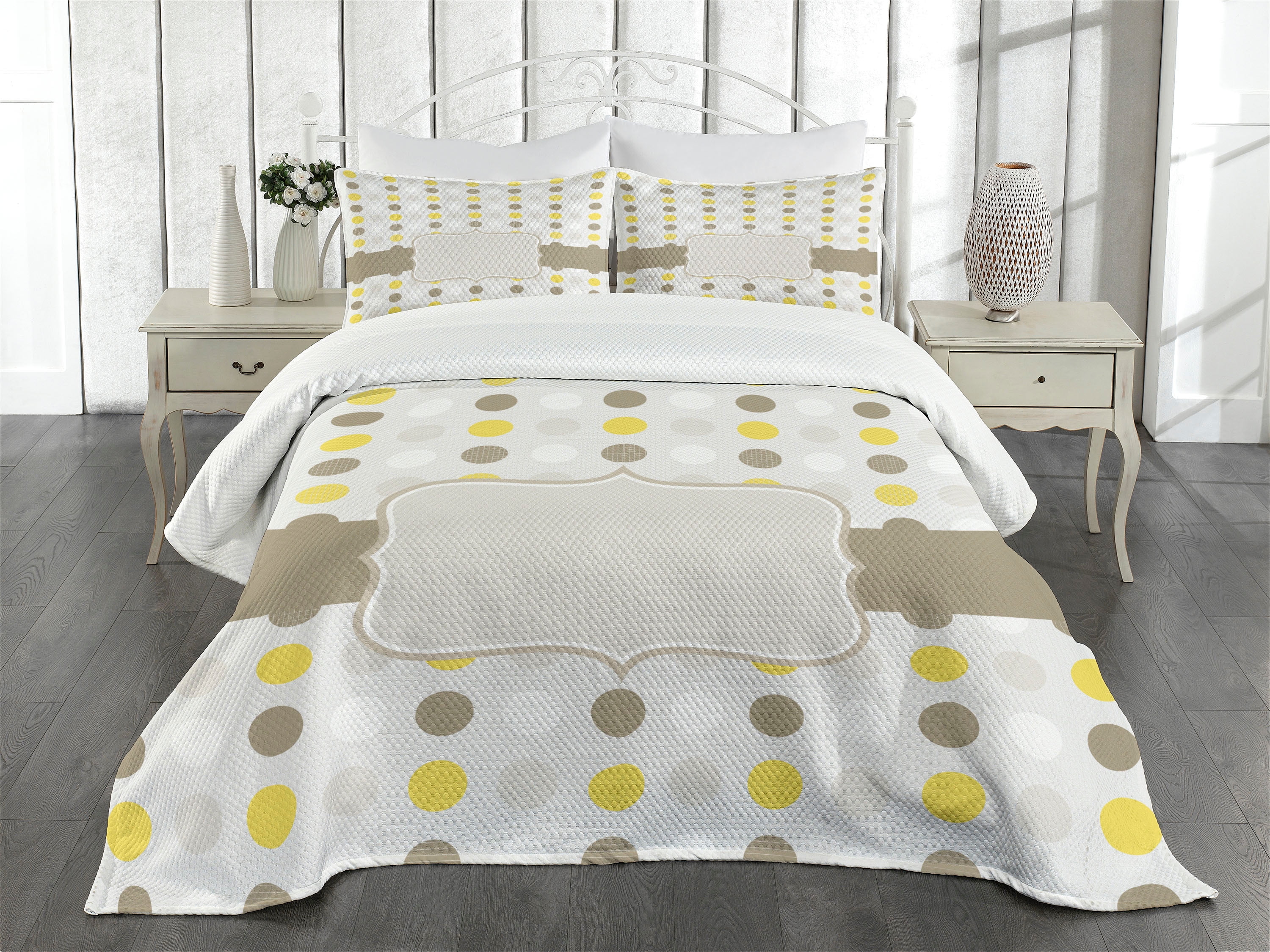 Ambesonne Abstract Quilted Bedspread Set 3 Pcs, Polka Dots Image, Queen ...