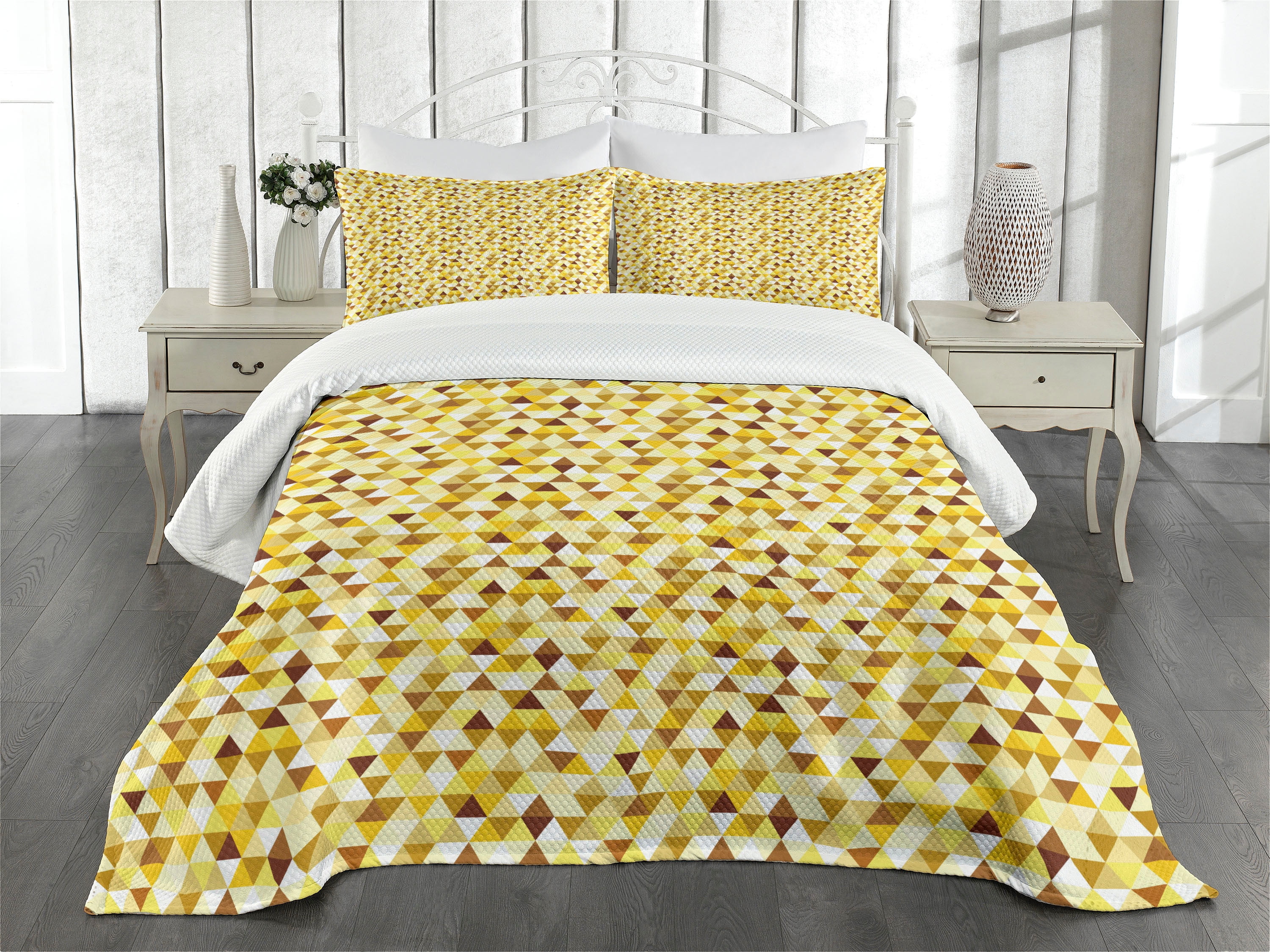 Ambesonne Abstract Quilted Bedspread Set 3 Pcs, Triangle Rhombus Funky ...