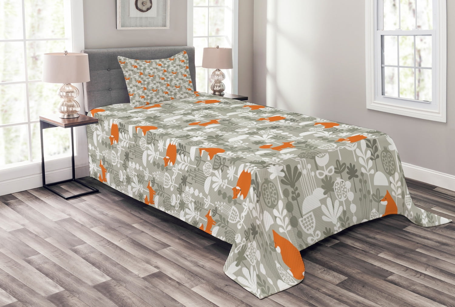 Ambesonne Animal Quilted Bedspread Set 2 Pcs, Fox in the Winter Forest ...