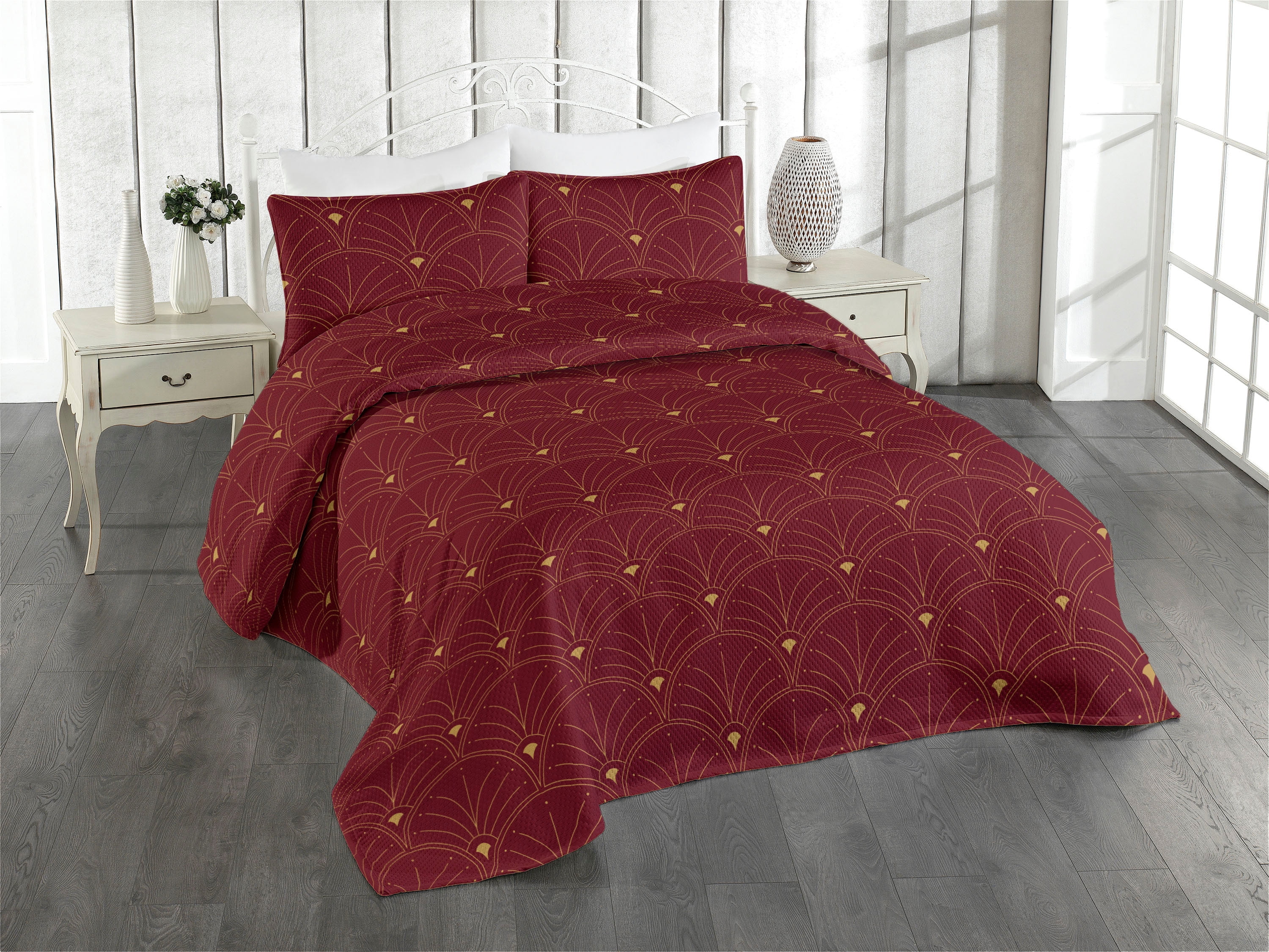 Ambesonne Art Deco Quilted Bedspread Set 3 Pcs, Burgundy Classic Scales ...
