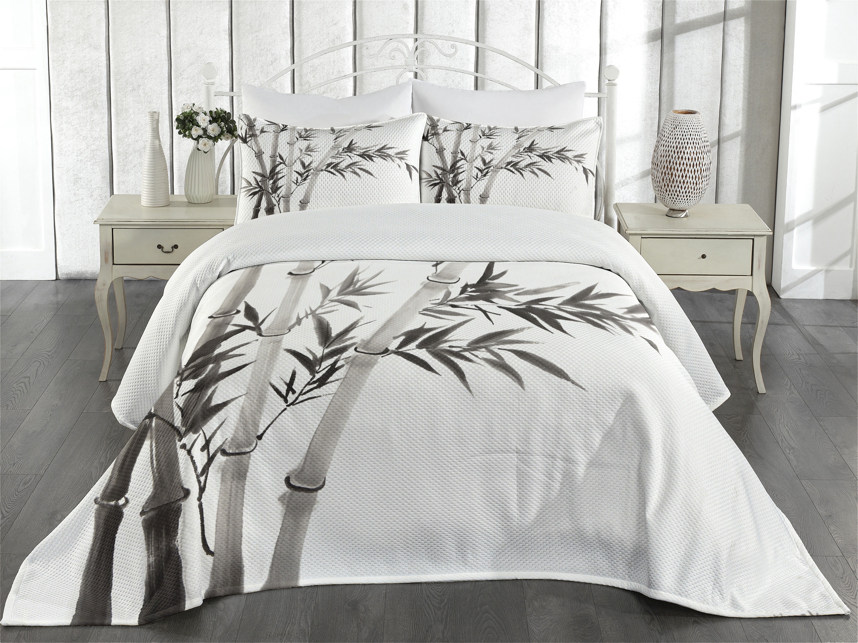 Ambesonne Asian Themed Quilted Coverlet 3 Pcs, Traditional Leaves ...