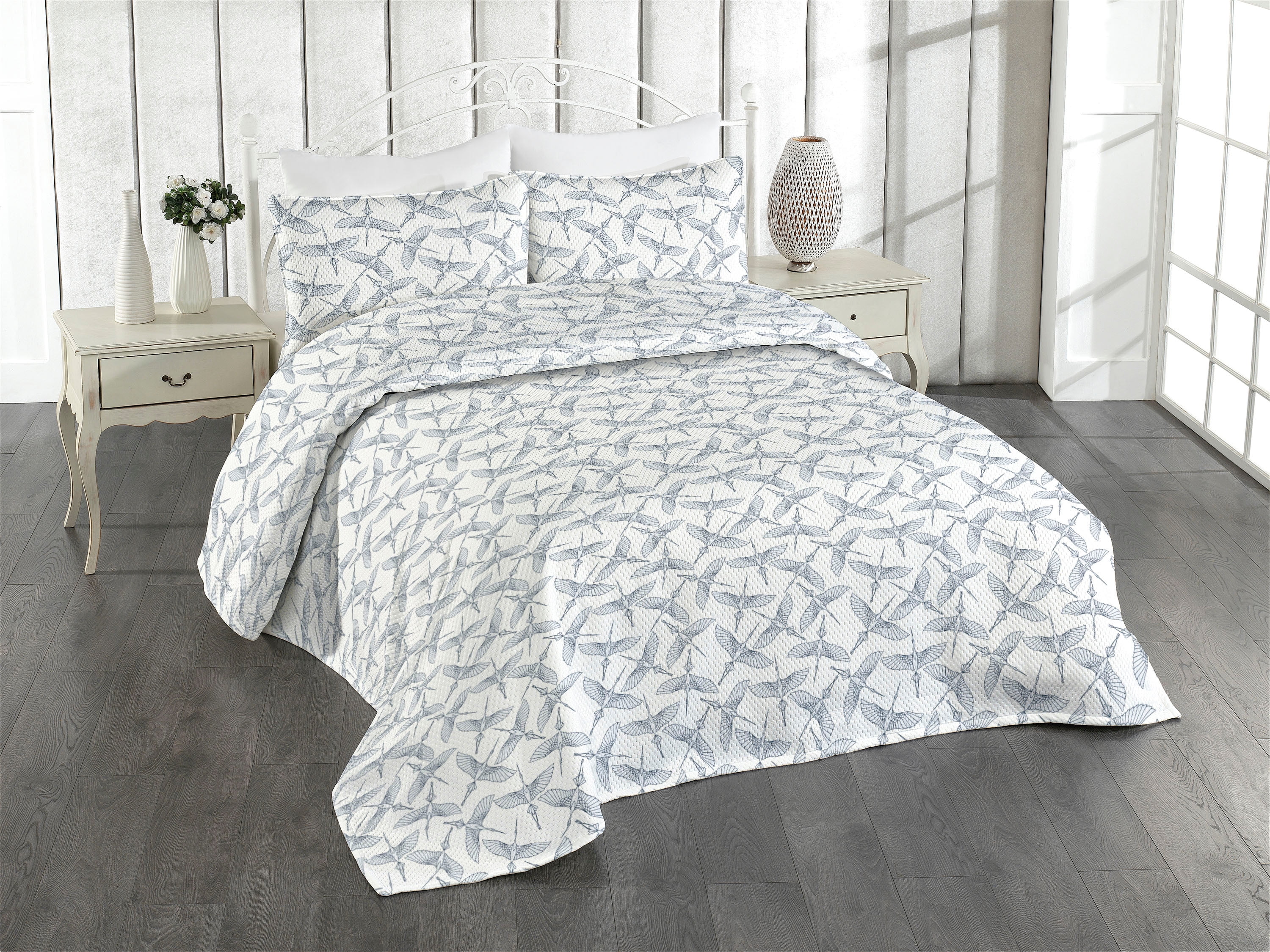 Ambesonne Bird Print Quilted Bedspread Set 3 Pcs, Soft Pattern of ...