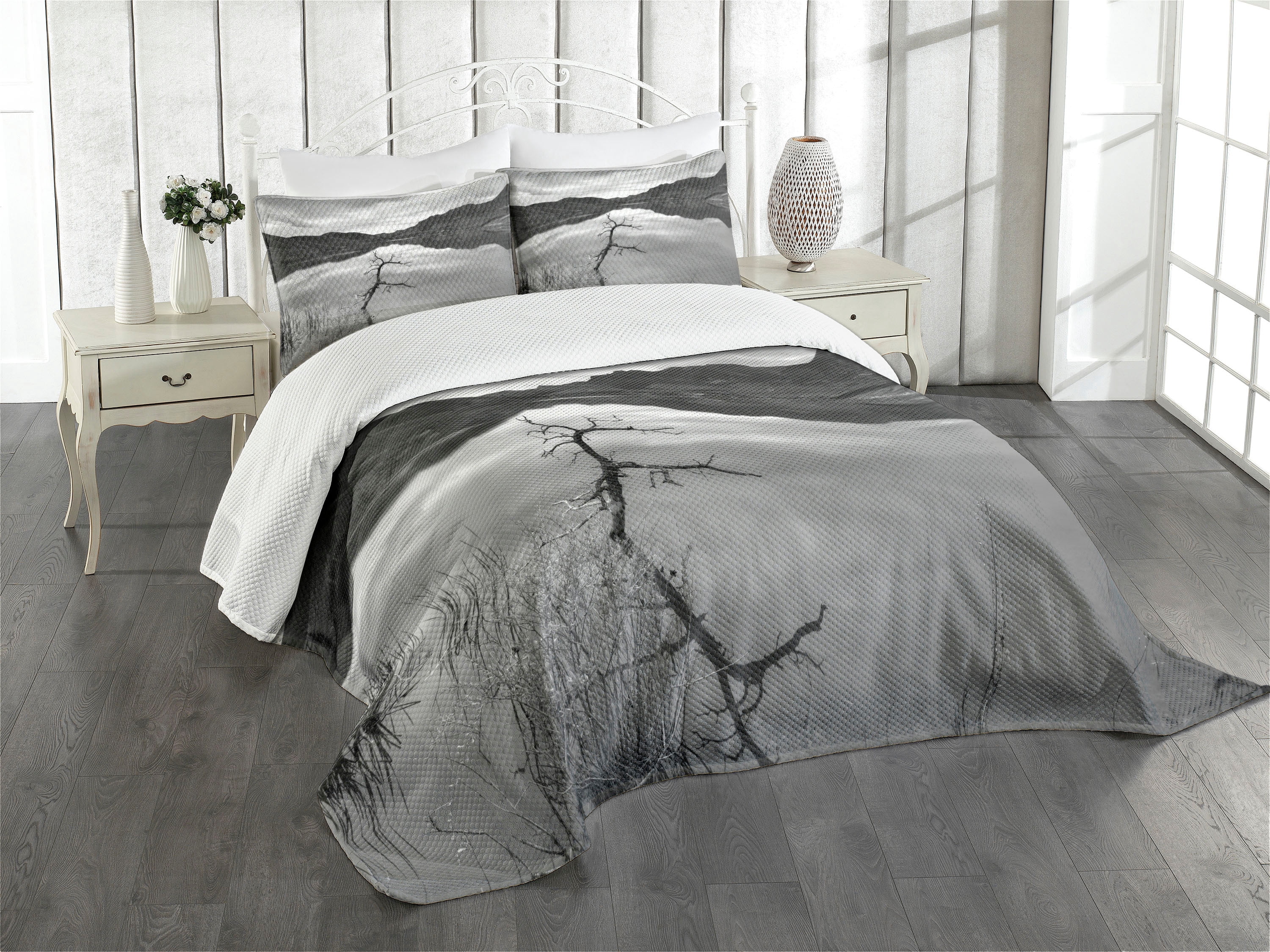 Ambesonne Black and White Quilted Bedspread Set 3 Pcs, Tranquil Lake ...