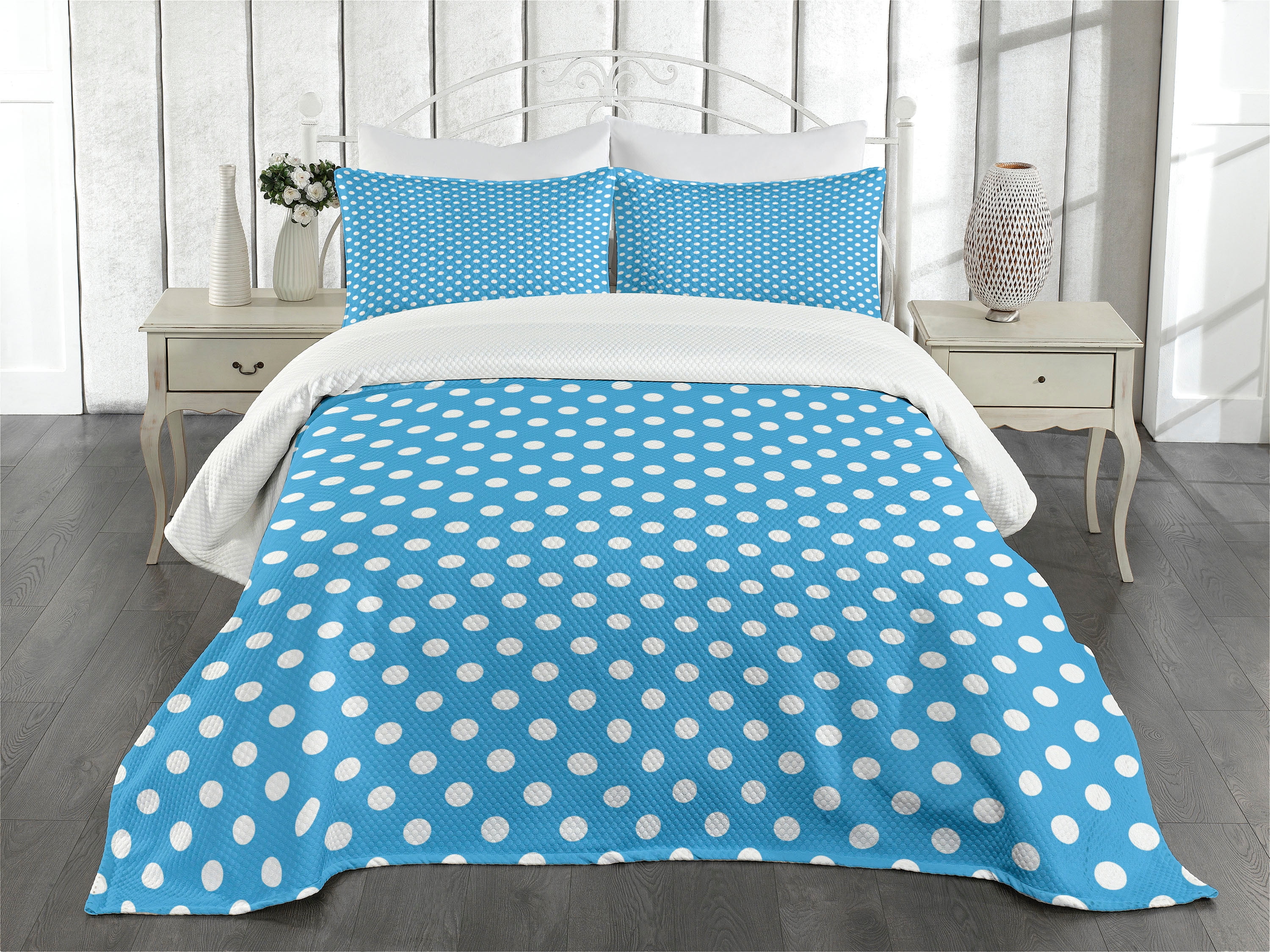 Ambesonne Blue Quilted Bedspread Set 3 Pcs, Retro Polka Dots Geometric ...