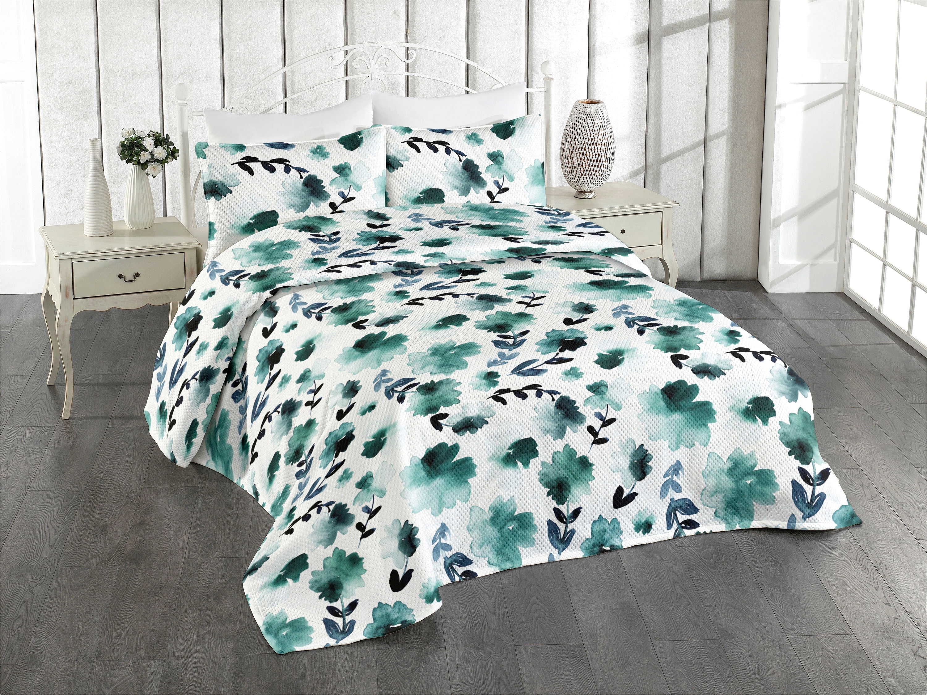 Ambesonne Botanical Quilted Bedspread Set 3 Pcs, Retro Flower Leaf ...