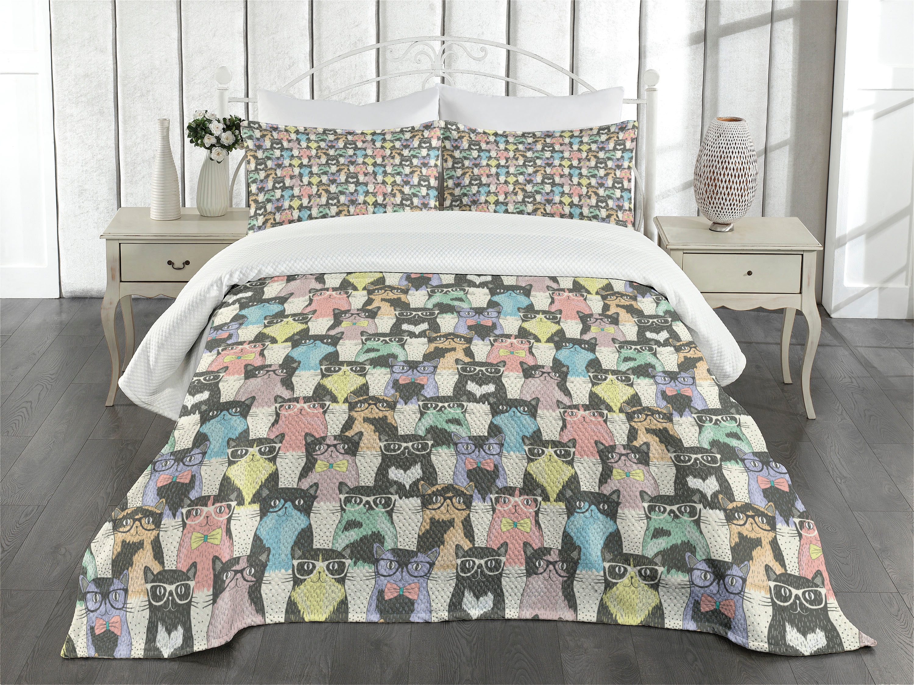 Ambesonne Cat Quilted Bedspread Set 3 Pcs, Hipster Cats with Glasses ...