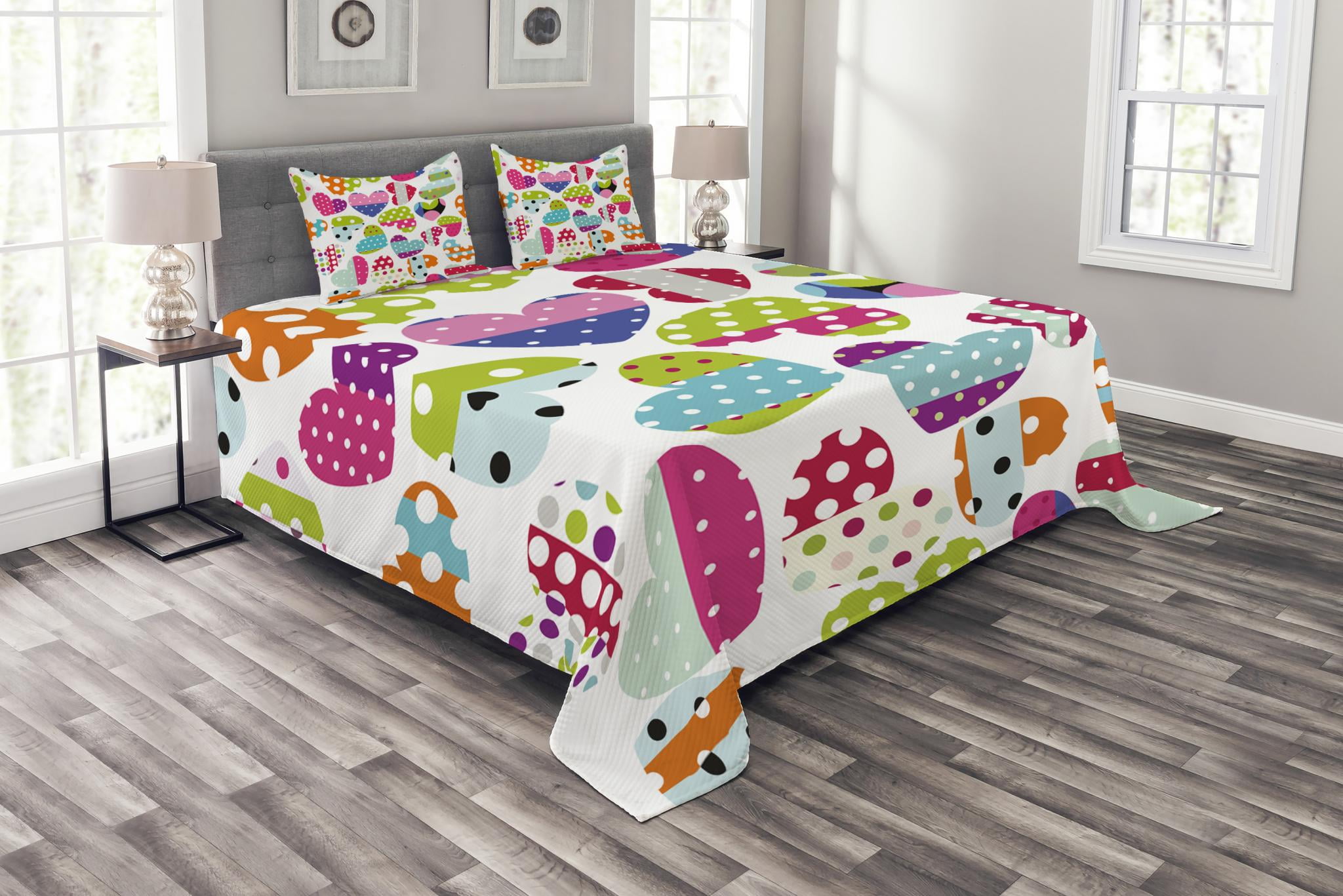 Ambesonne Colorful Quilted Bedspread Set 3 Pcs, Heart Patches and Dots ...