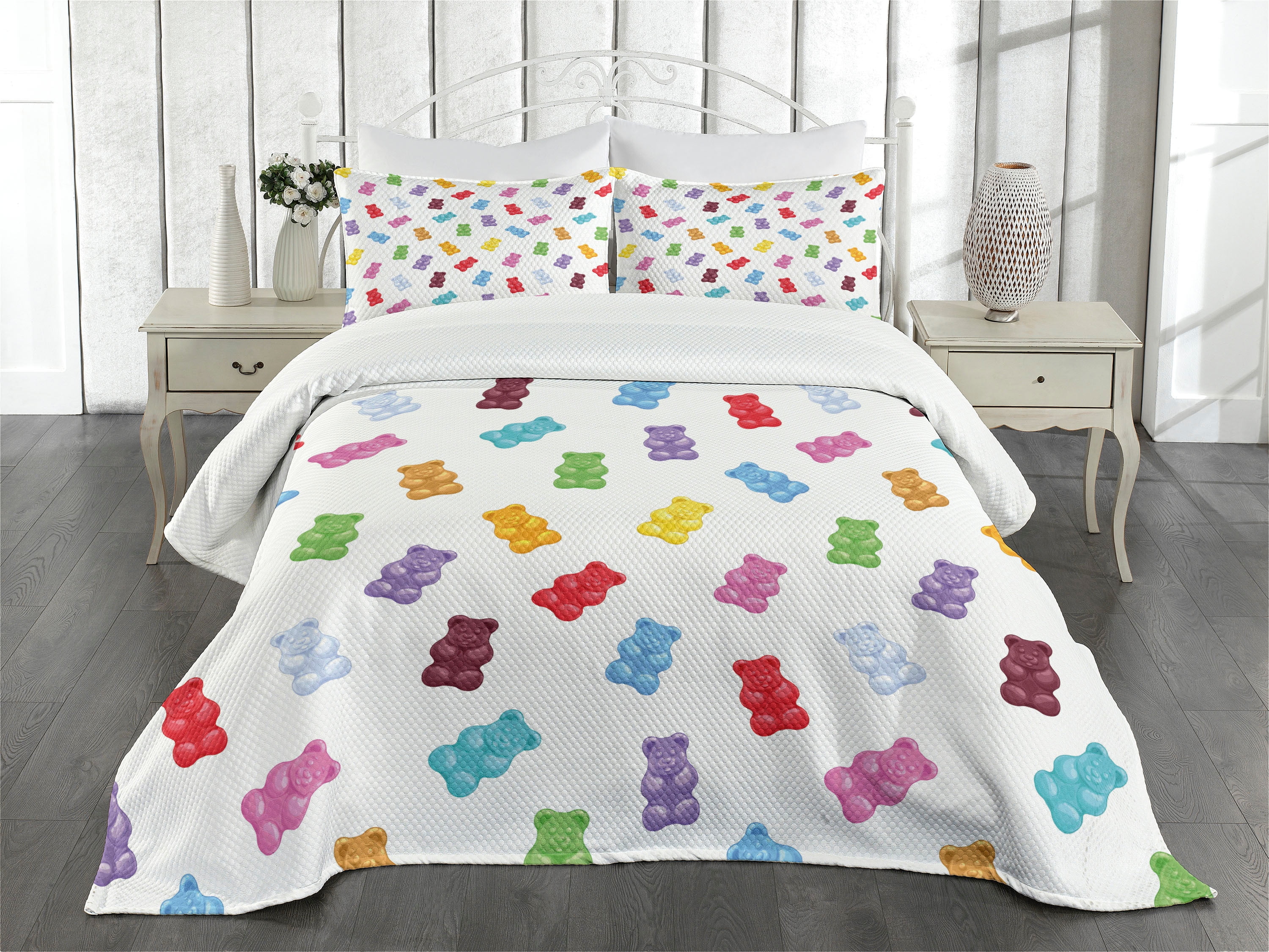 Ambesonne Dessert Quilted Bedspread Set 3 Pcs, Vibrant Gummy Bears, Queen Size, Multicolor ...