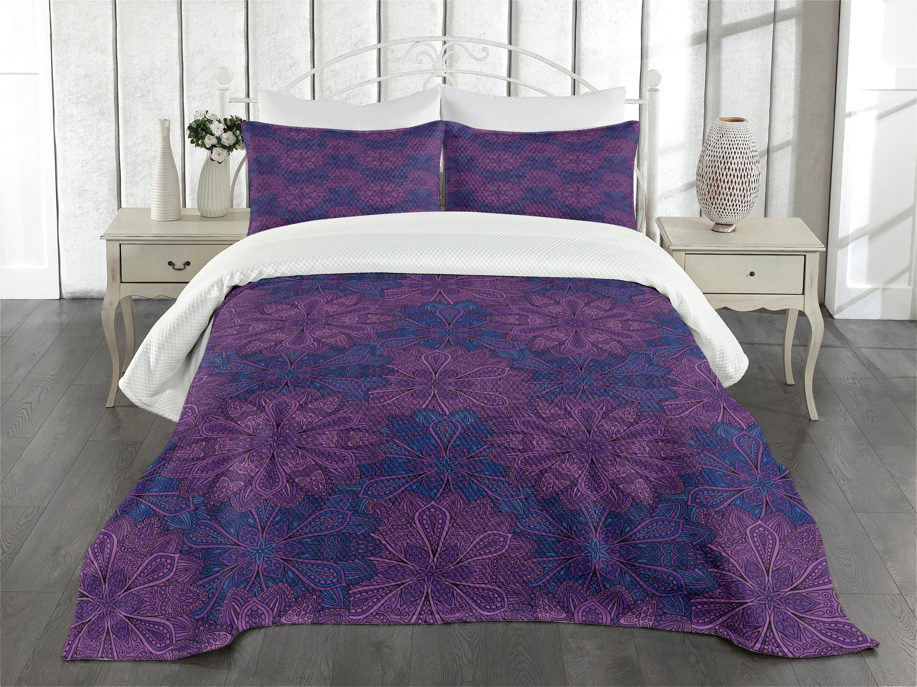 Ambesonne Ethnic Quilted Bedspread Set 3 Pcs, Paisley Flower, Queen ...