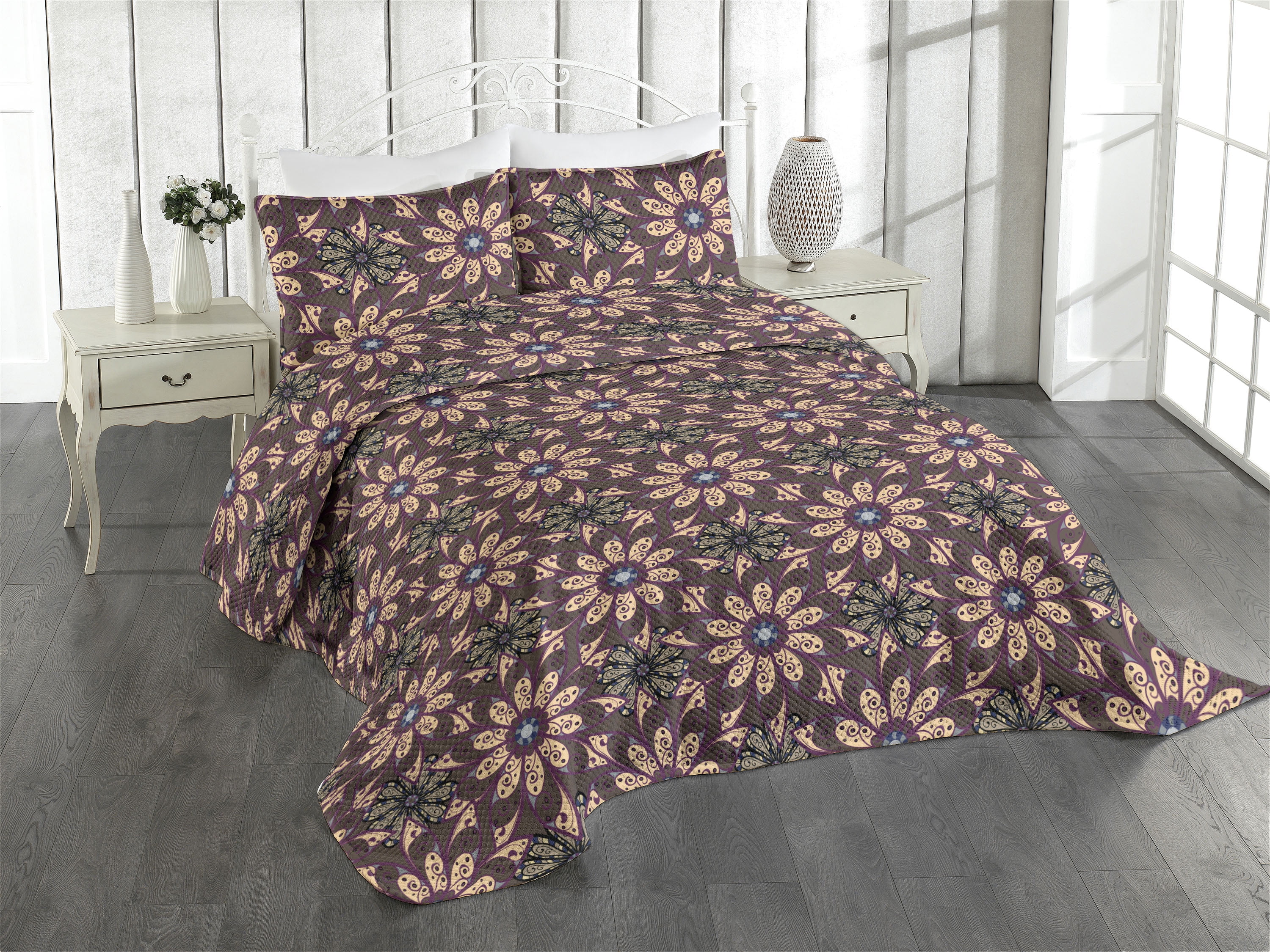 Ambesonne Floral Design Quilted Coverlet 3 Pcs, Dreamy Blooming Print ...