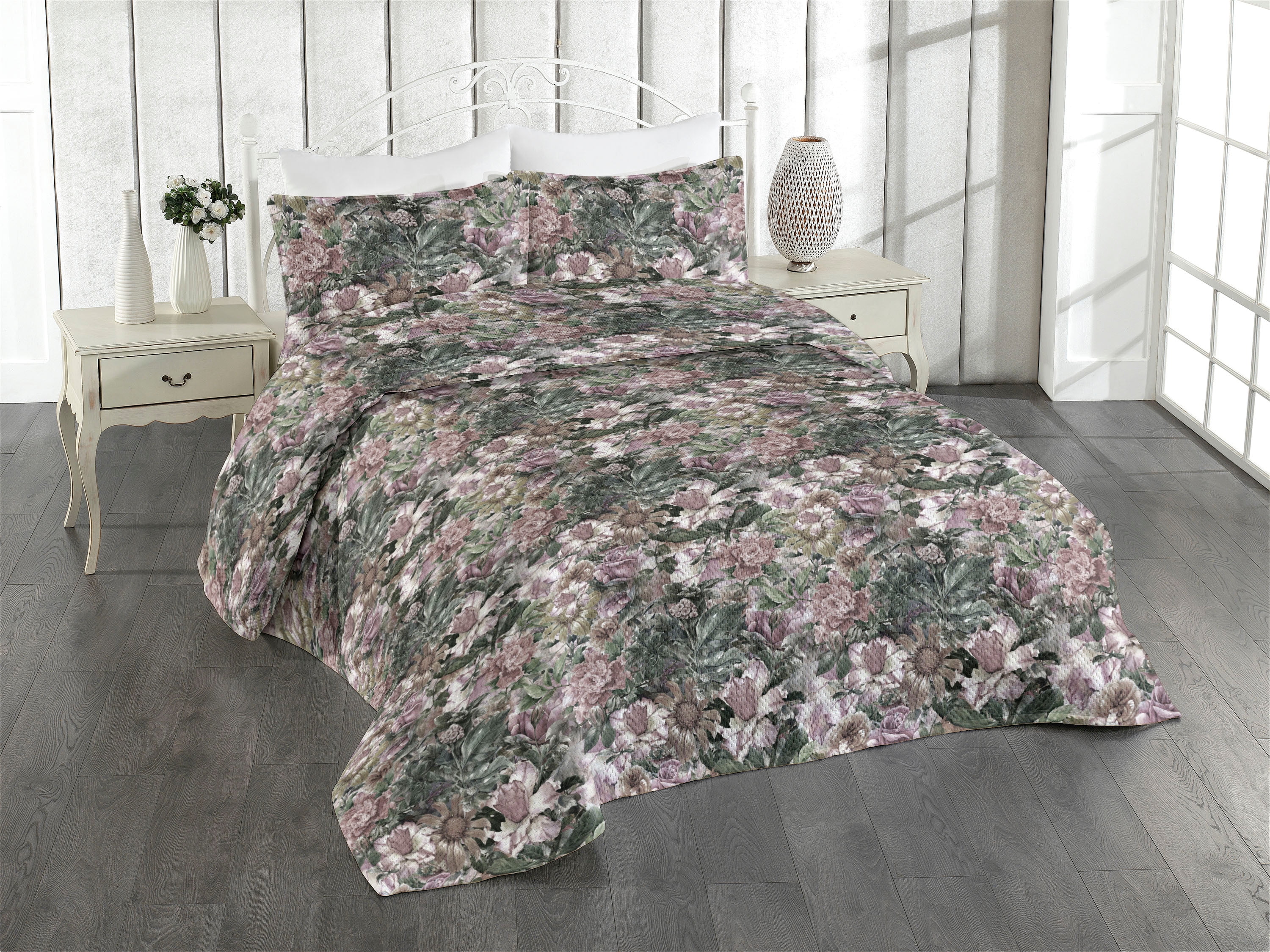 Ambesonne Floral Quilted Bedspread Set 3 Pcs, Flourishing Wild Roses ...