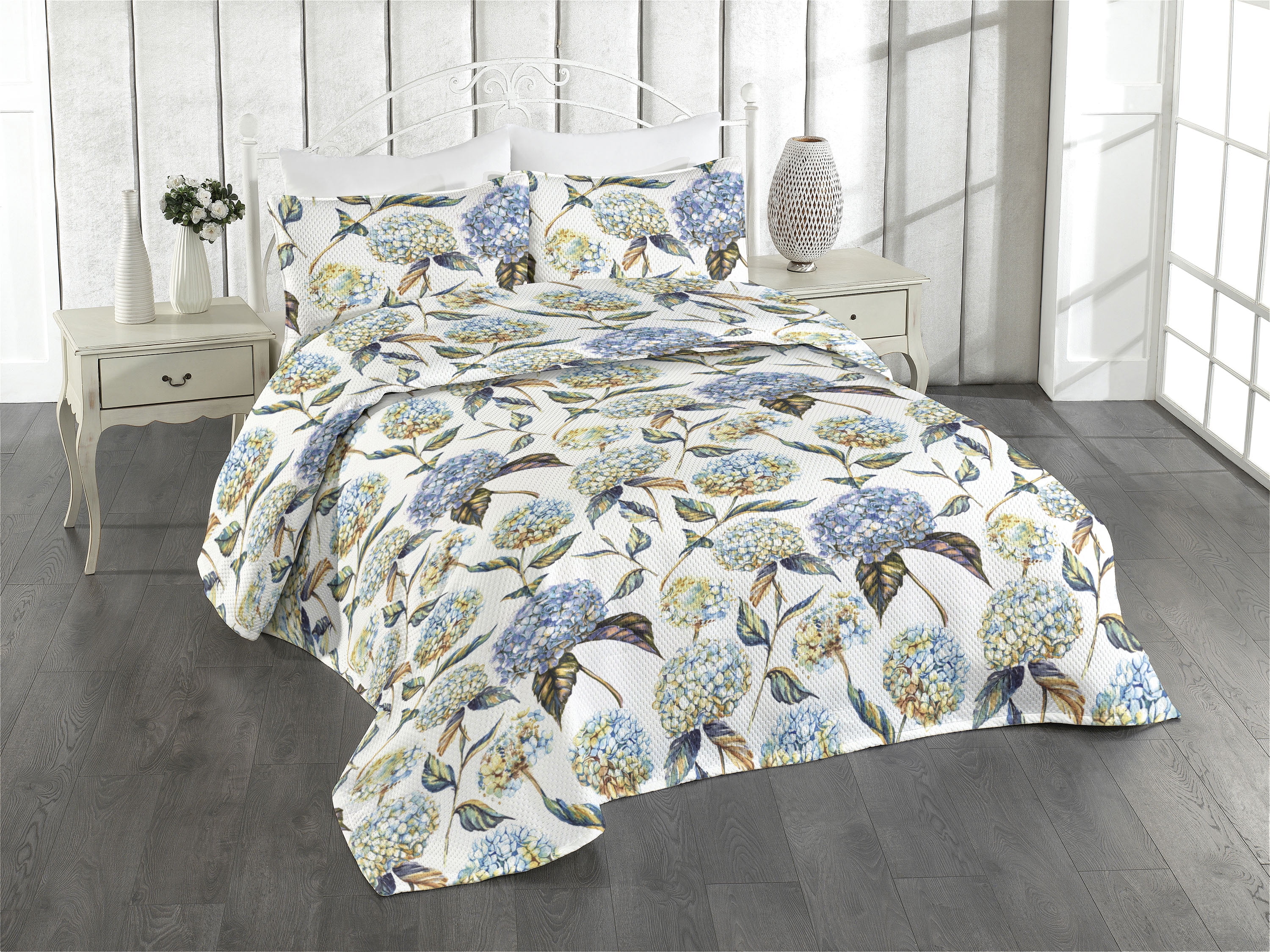Ambesonne Floral Quilted Bedspread Set 3 Pcs, Hydrangea Flowers Summer ...