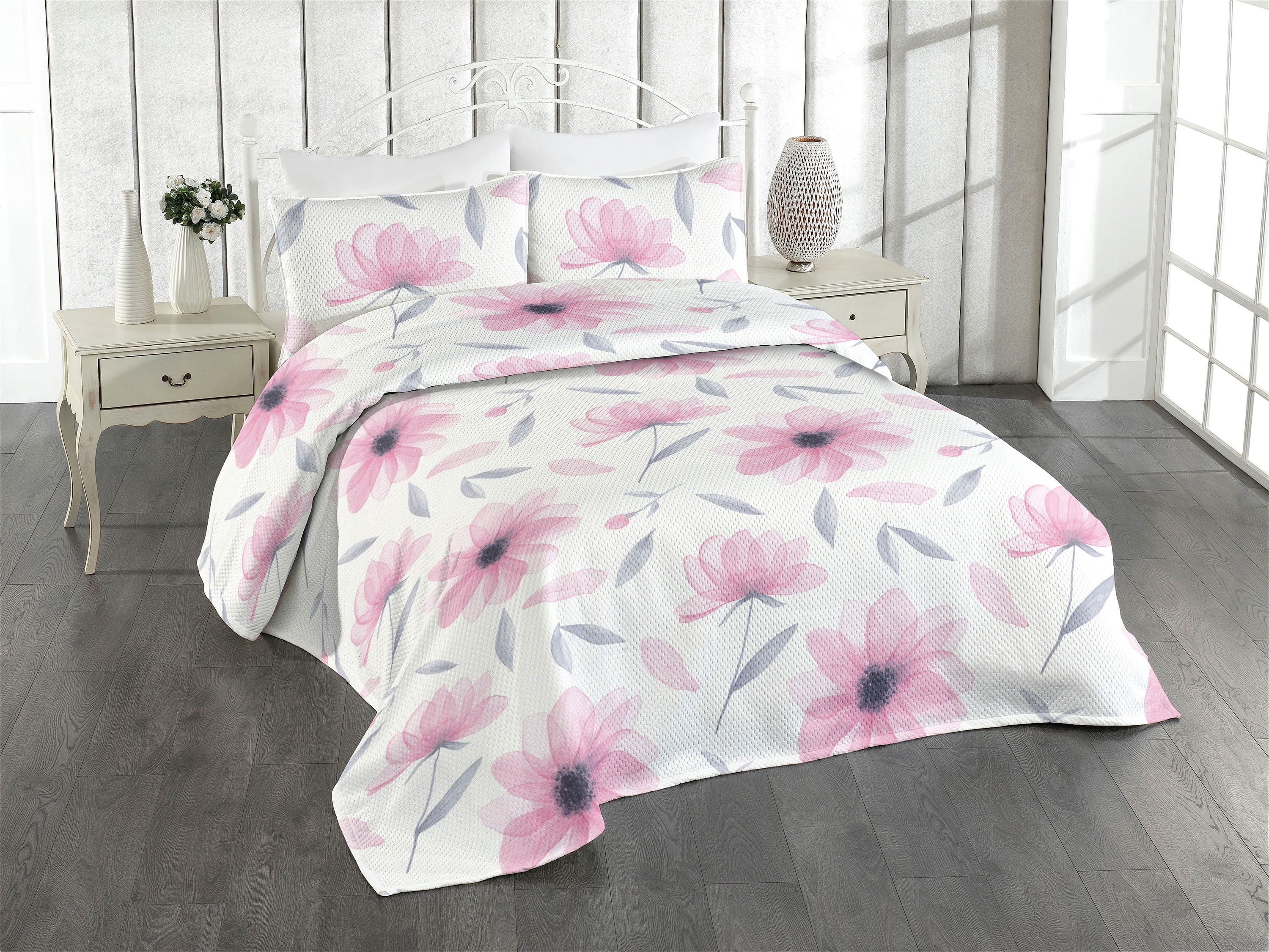 Ambesonne Floral Quilted Bedspread Set 3 Pcs, Innocent Flowers ...