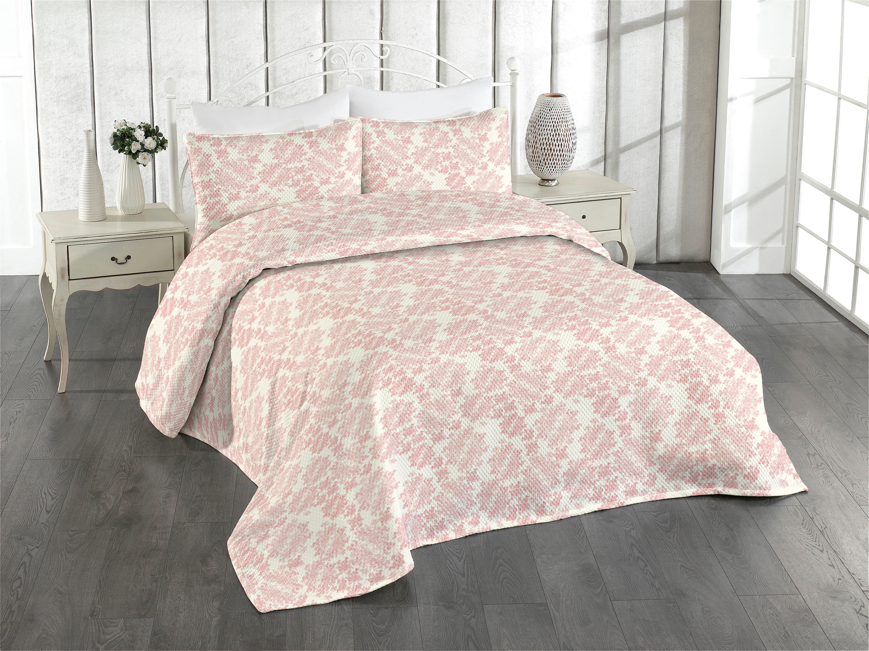 Ambesonne Floral Quilted Bedspread Set 3 Pcs, Rose with Leaves Botany ...