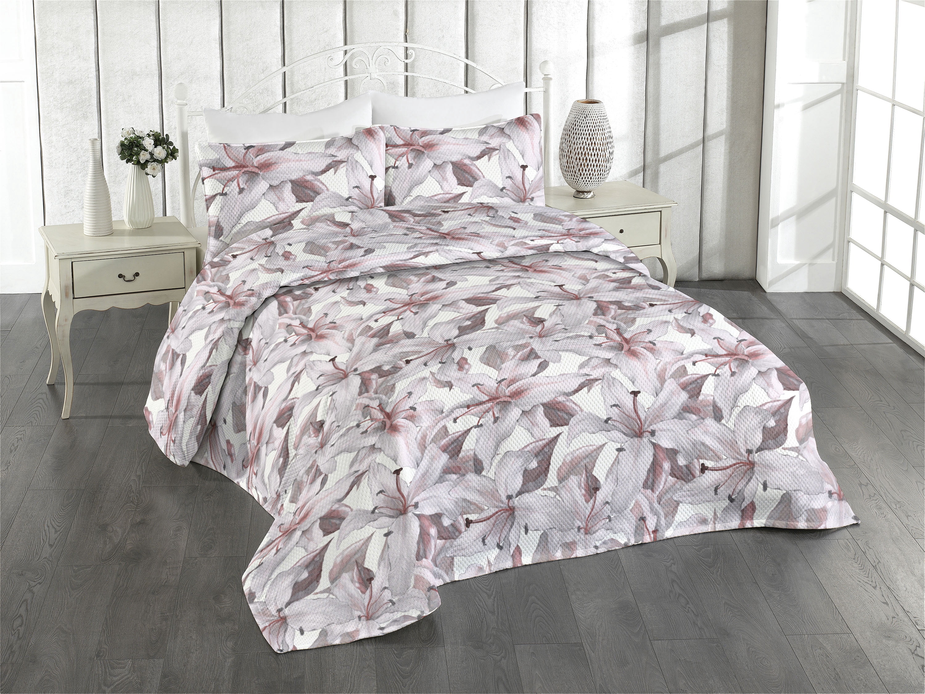 Ambesonne Flowers Quilted Bedspread Set 3 Pcs, Soft Lily Ornament ...