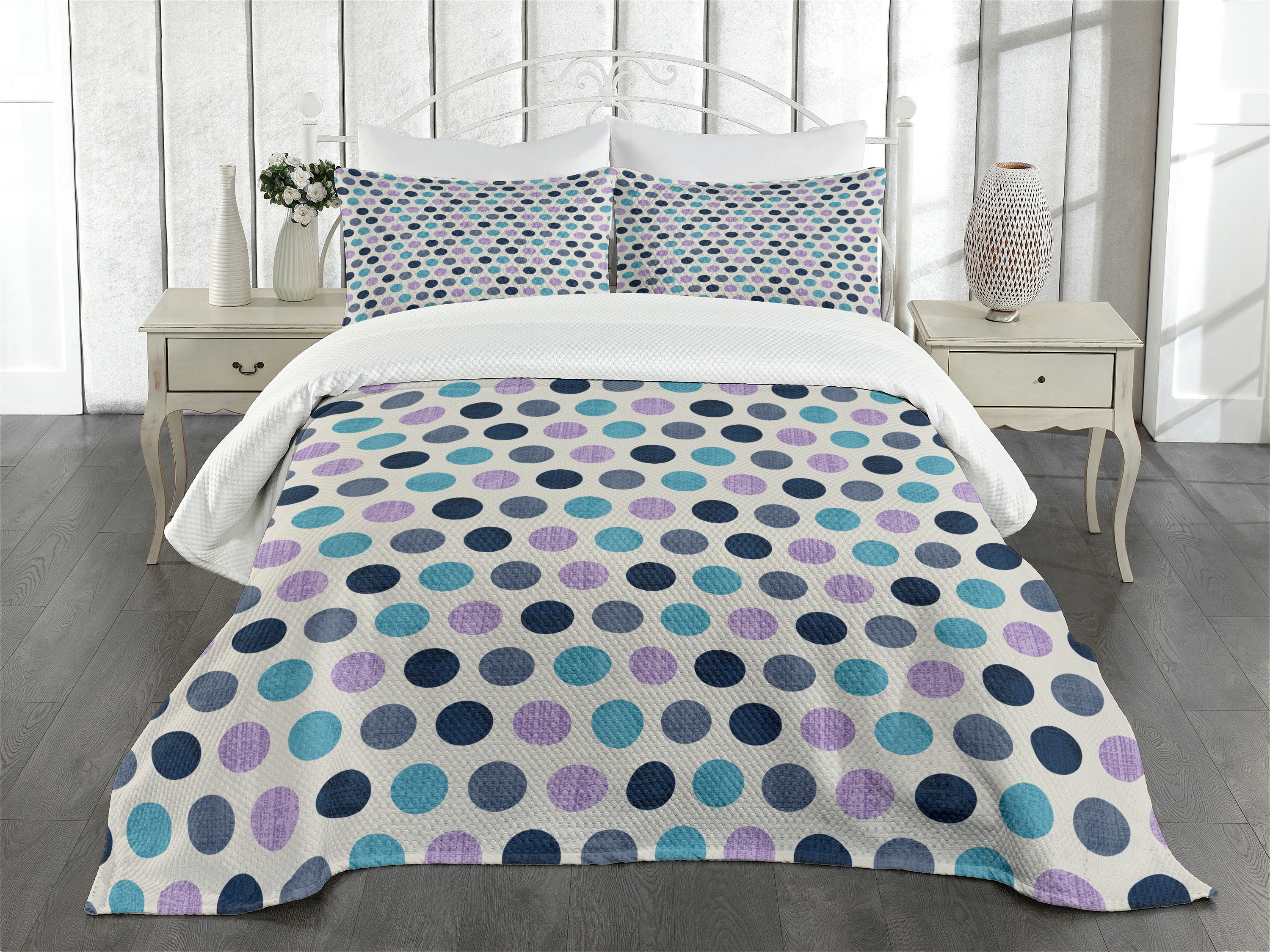 Ambesonne Geometric Quilted Bedspread Set 3 Pcs, Ancestral Polka Dots ...