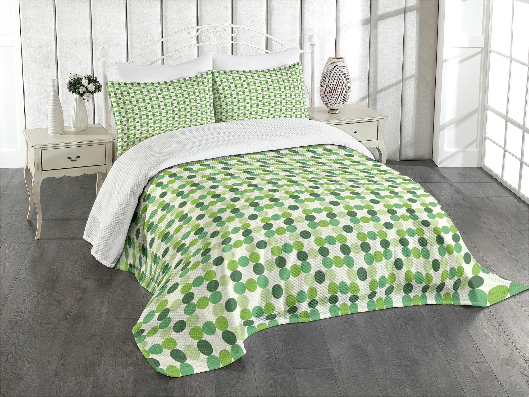 Ambesonne Green Quilted Bedspread Set 3 Pcs, Circles of Various Tones ...