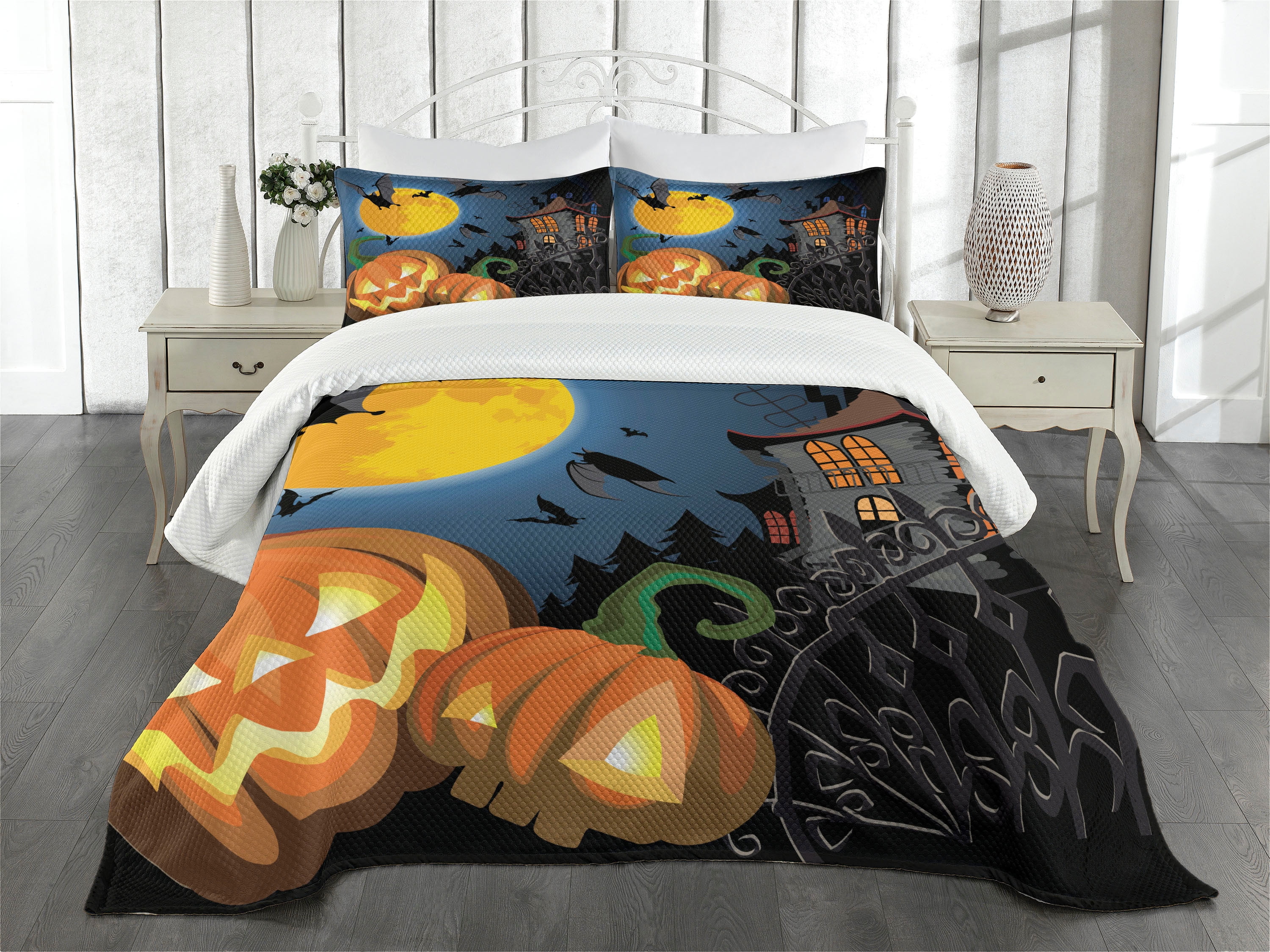 Ambesonne Halloween Quilted Bedspread Set 3 Pcs, Moon Pumpkin, Queen ...