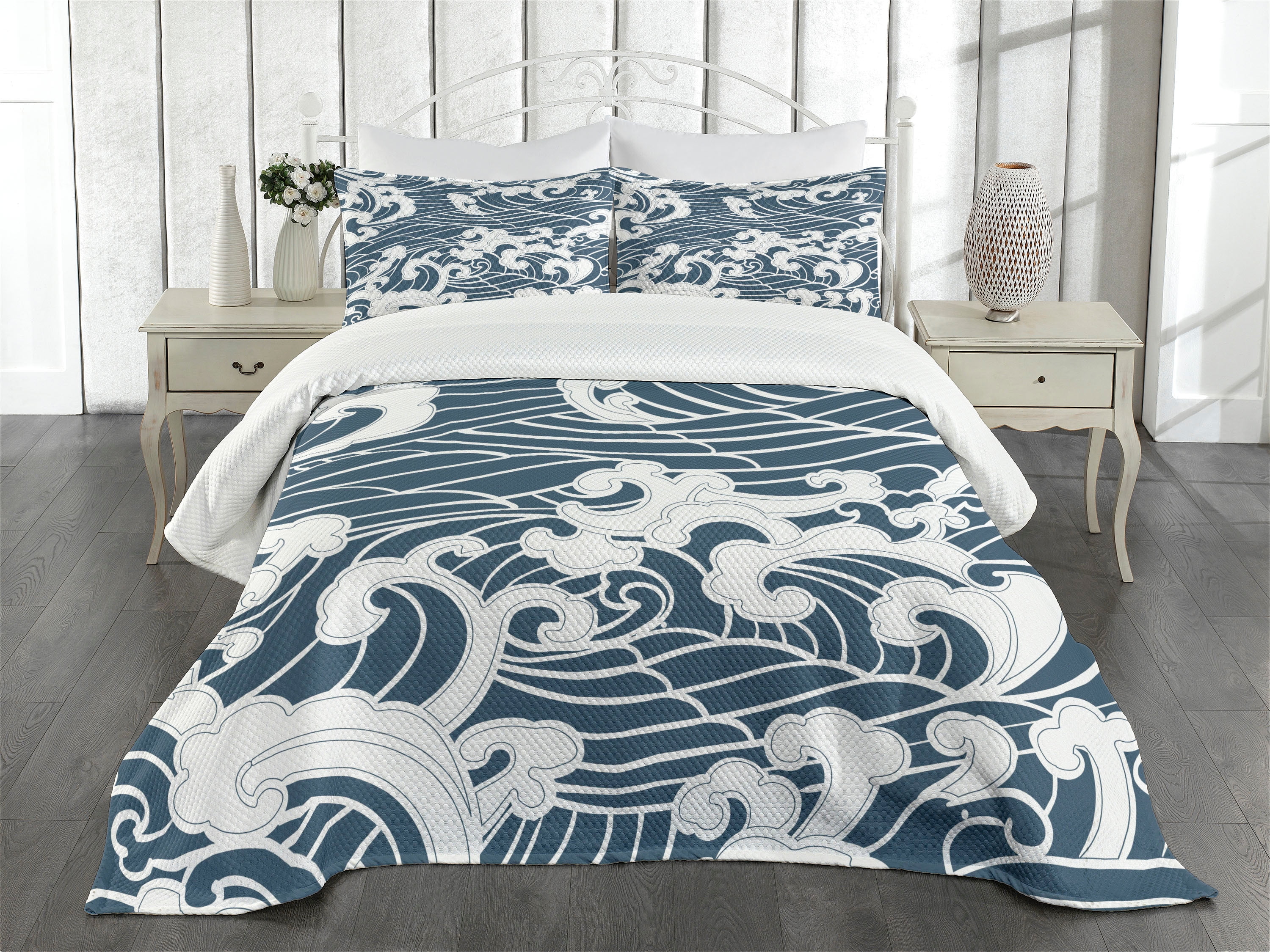 Ambesonne Japanese Wave Quilted Bedspread Set 3 Pcs, River Storm Retro ...